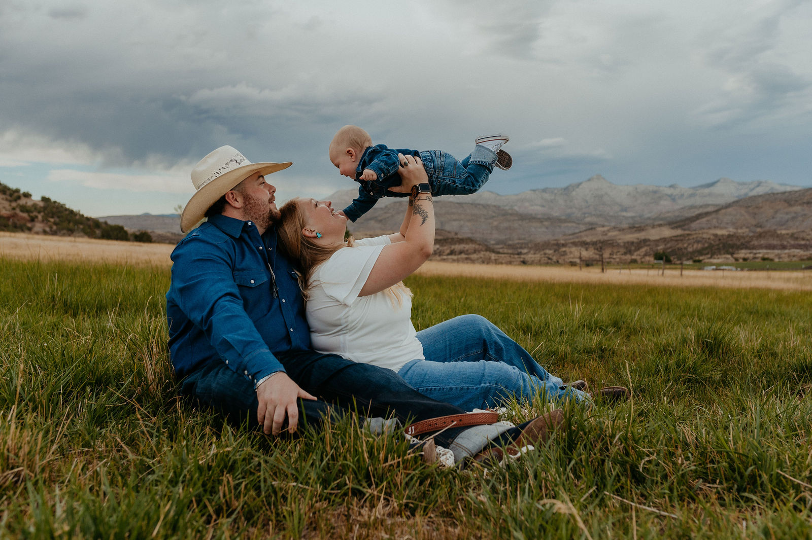 Cora Family - Downloads by Lindsay Amber Photography