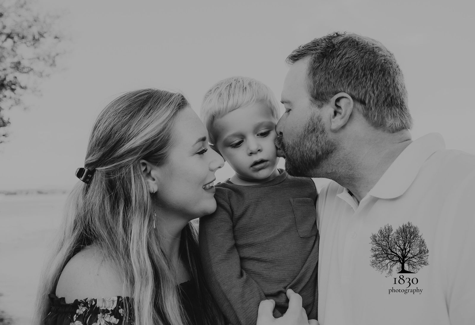 Helenek by 1830 Photography