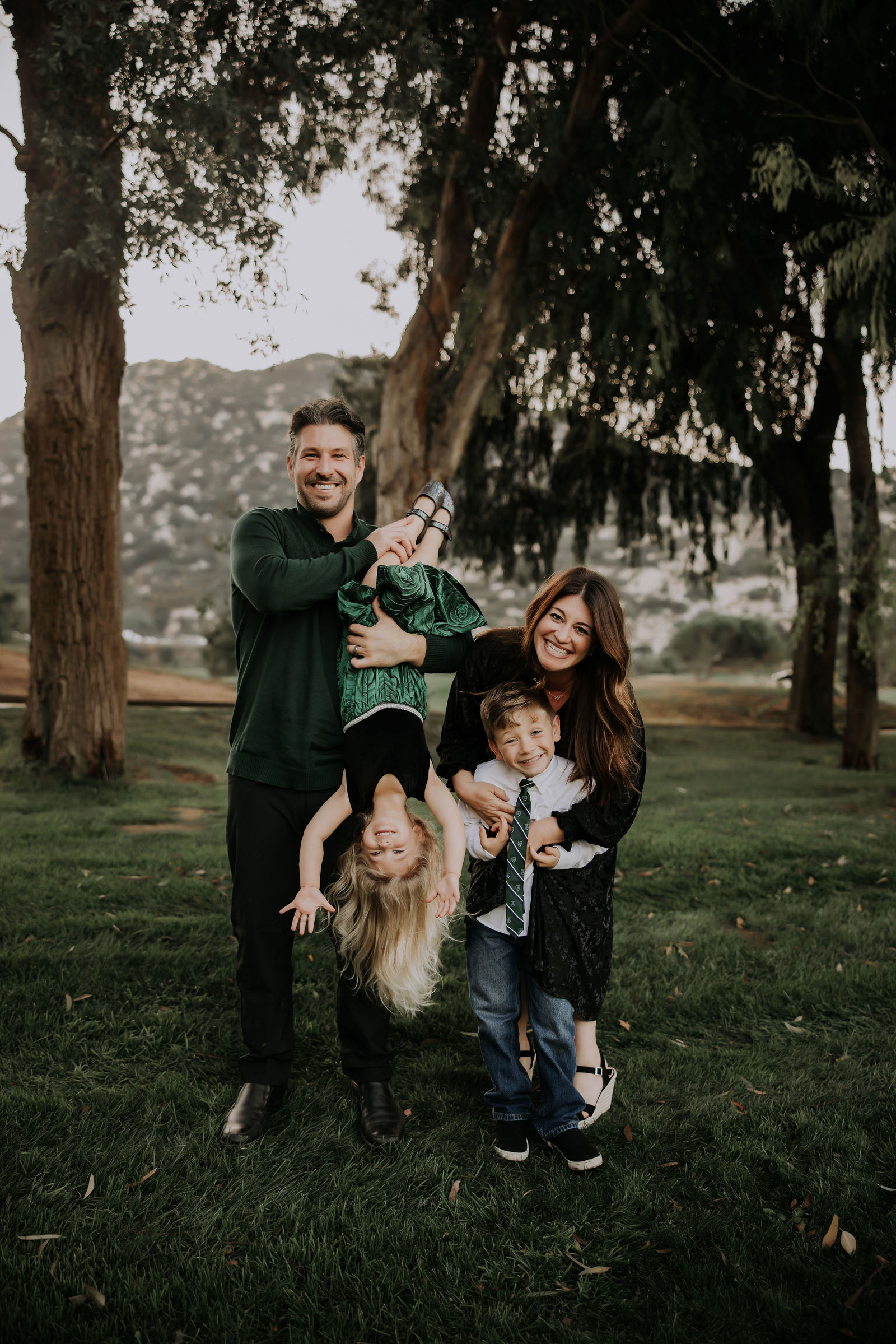 brooke family 2023 by Ashleigh Long Photography