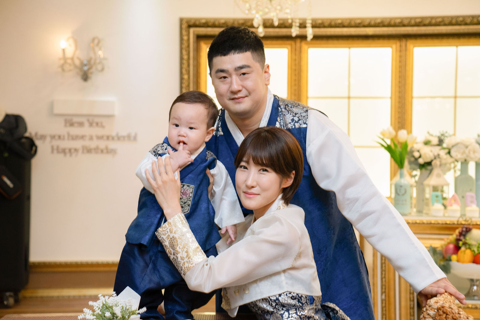 Lee Su Ho by Mango Studio