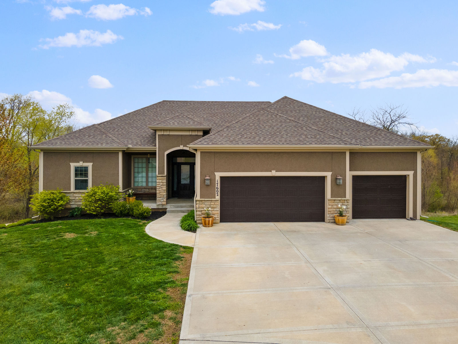 17602 Mission Ridge Drive by KC Home Photography