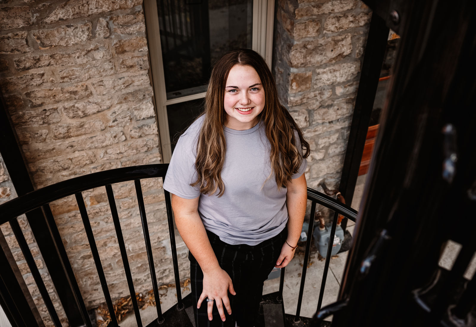 Emily Ross- 2023 Senior by Kristy Hughes Photography
