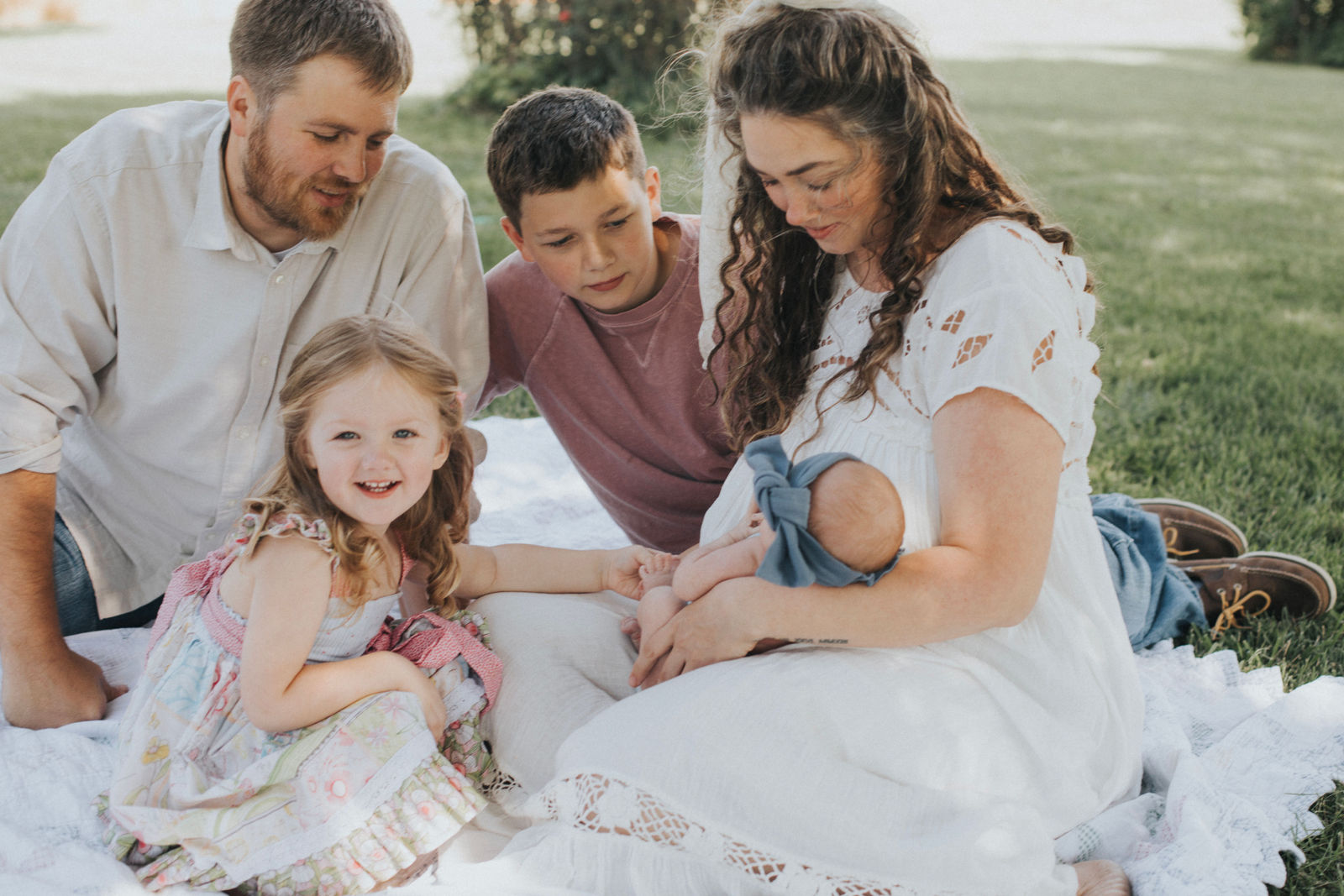 Holle Family Session 2024 by Amanda Mitchell Photography