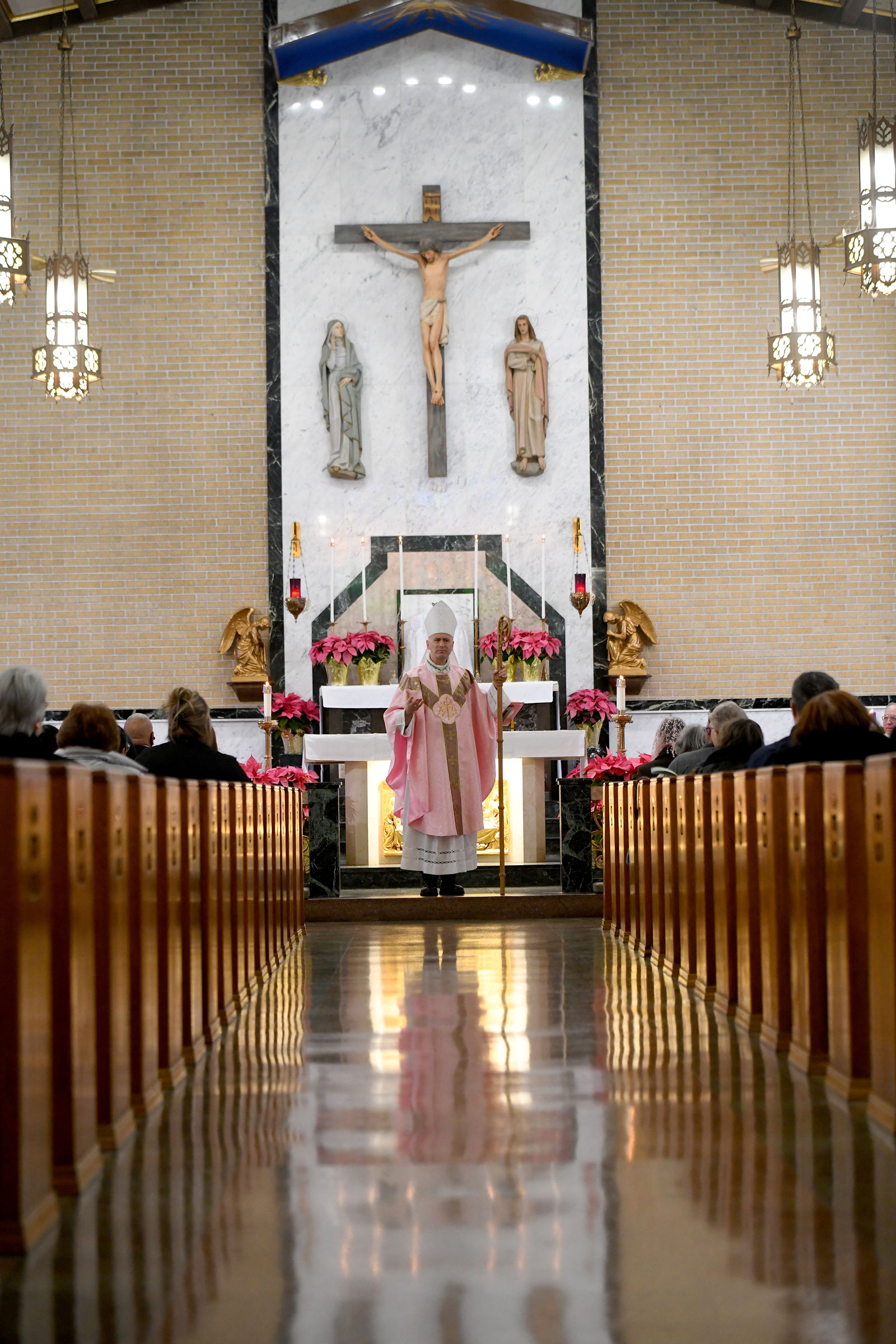 Gaudete Sunday Mass celebrated by Bishop Williams and Nativity scenes ...