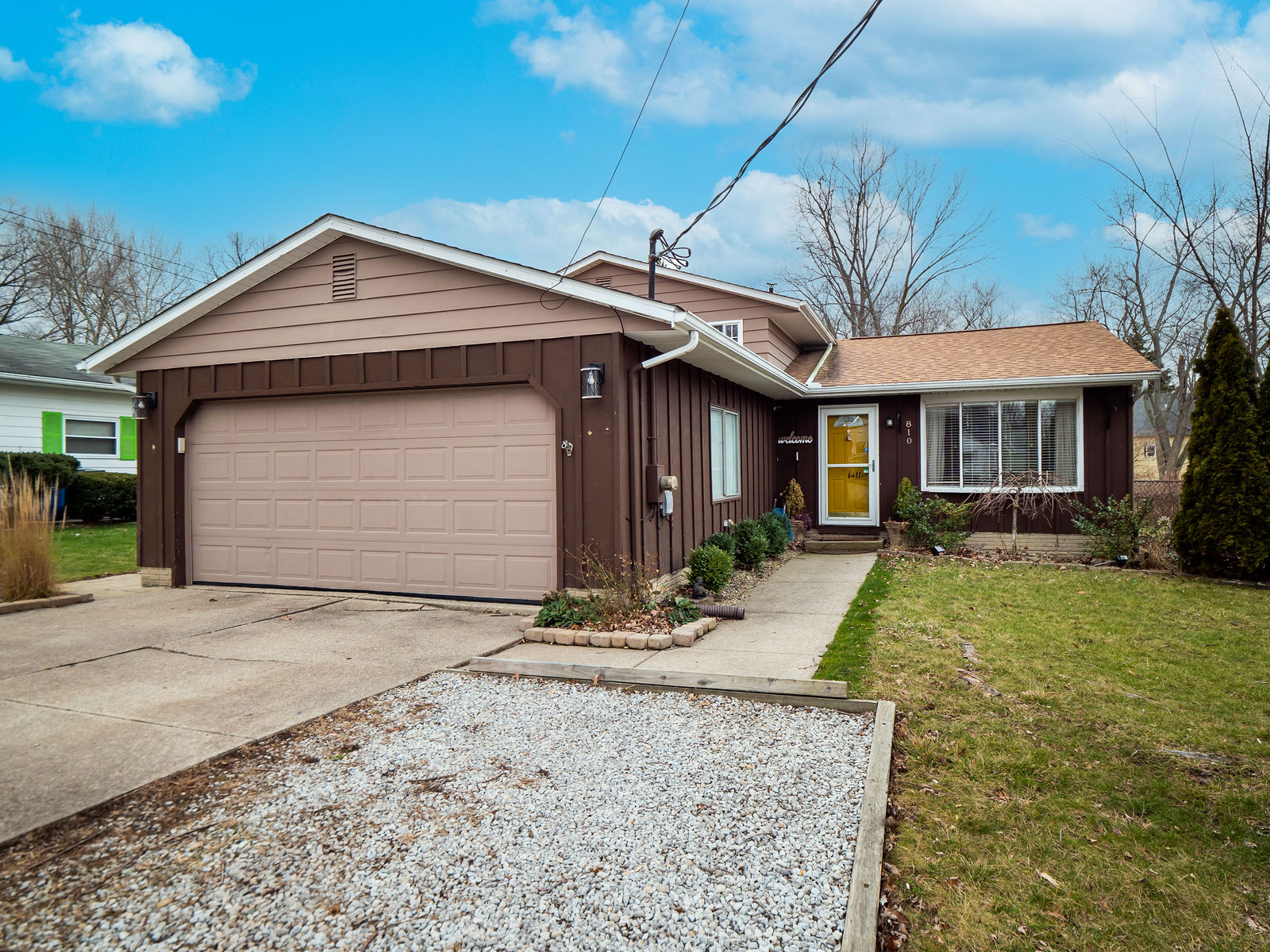 810 Sheffield Rd by CTown Media Company