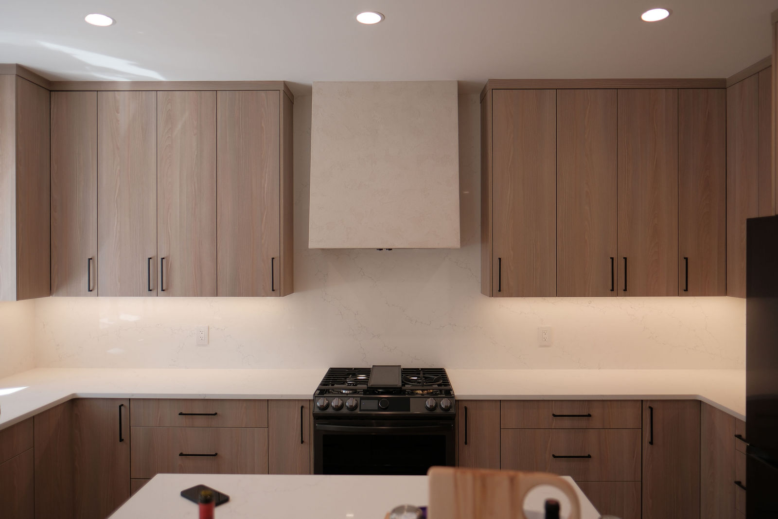 Travertine Plaster Private Residence by 5 Star Finishes