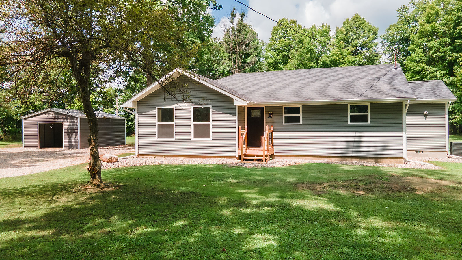 2175 L by Canopy Creative Professionals