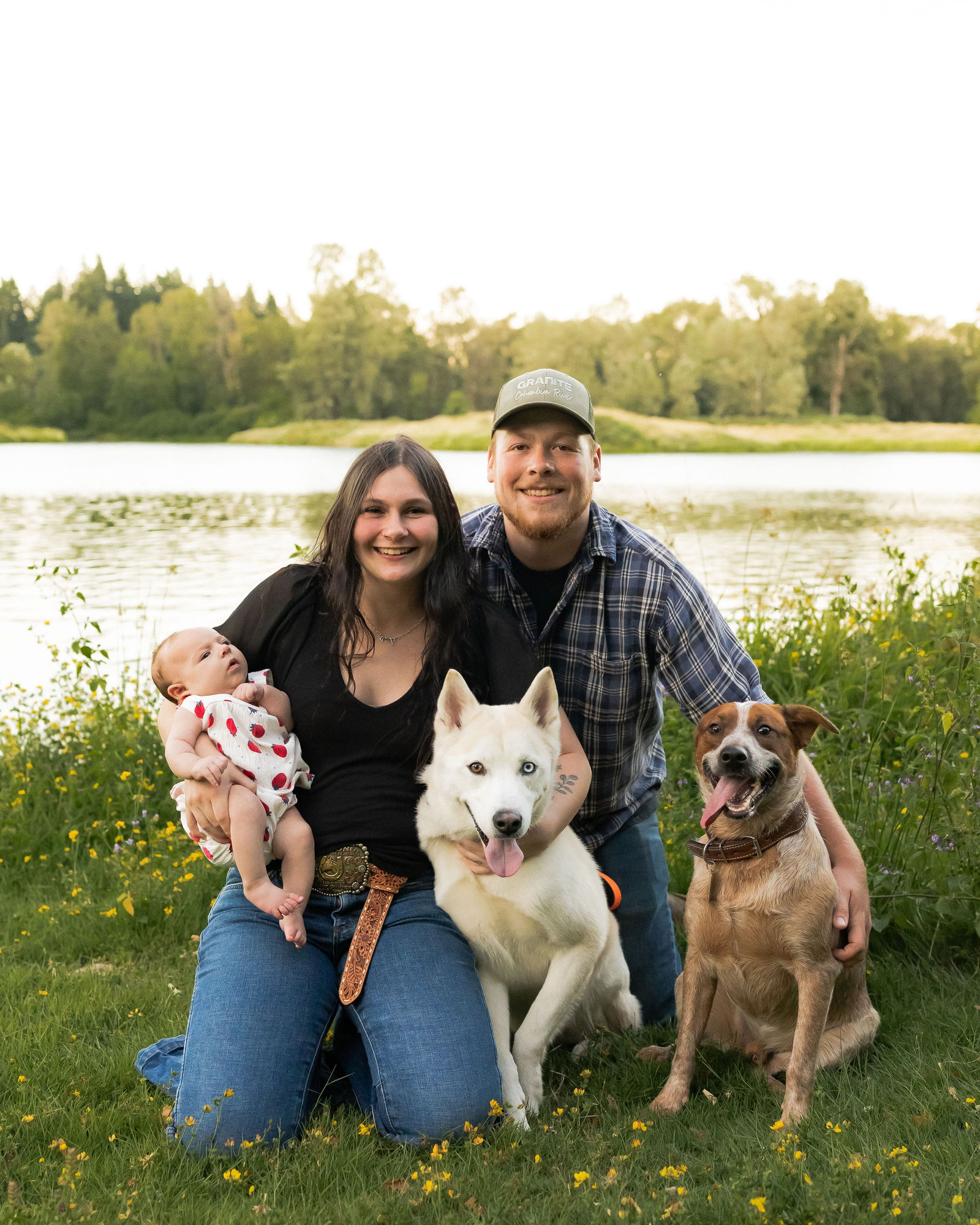 Onnah & Jared Family by Lindsey Isom Photography