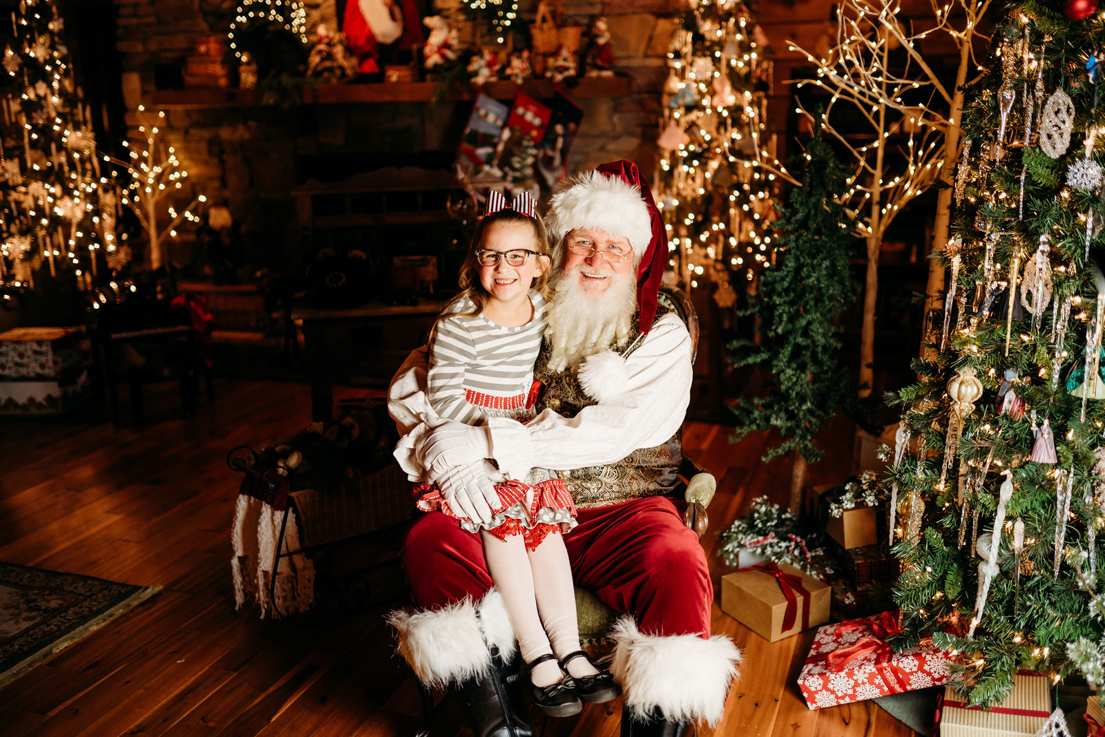 Cassandra Brandon Santa Session 2022 by Freeman & Co. Photography