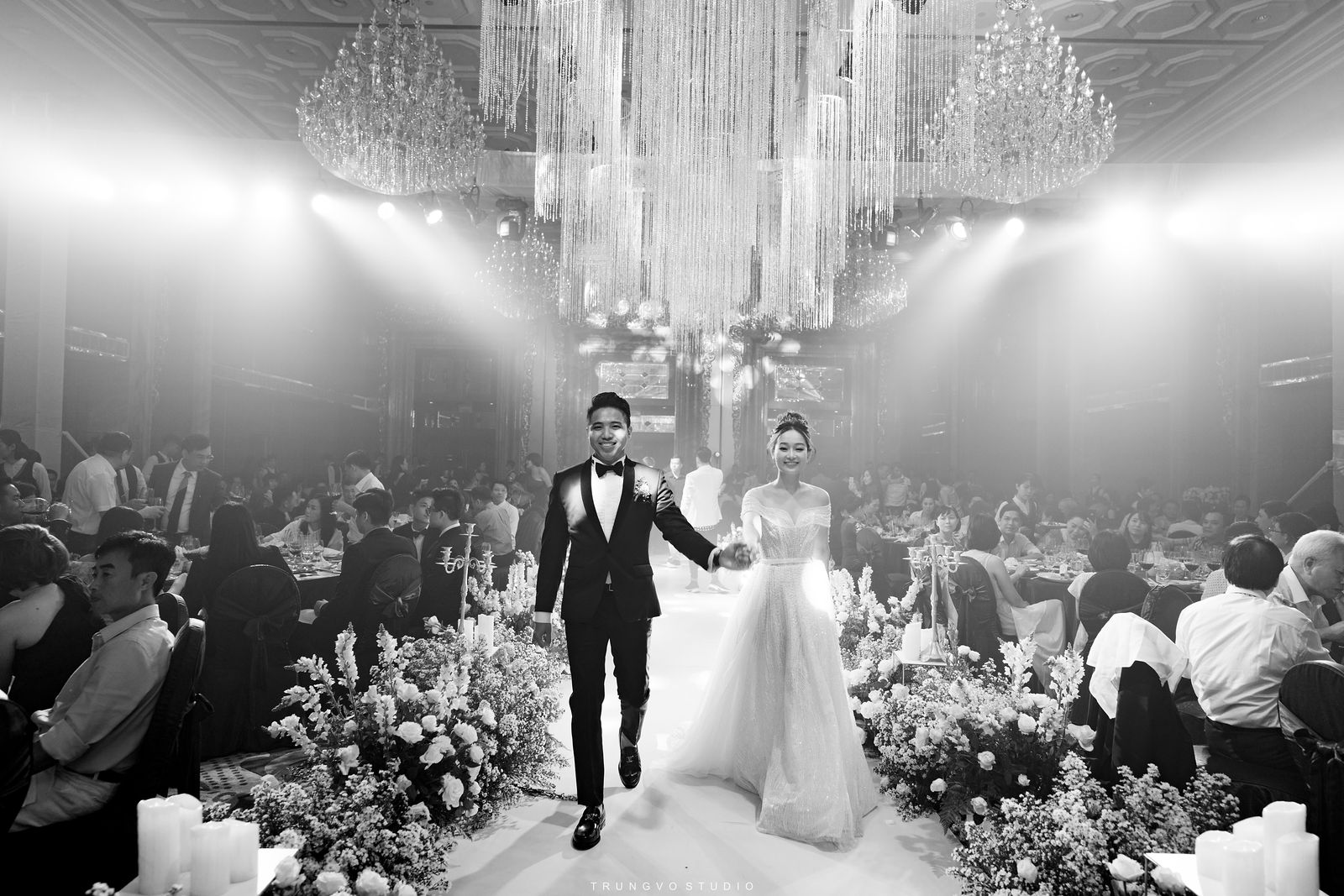TUAN TU & KHUU THUY by TRUNG VO studio