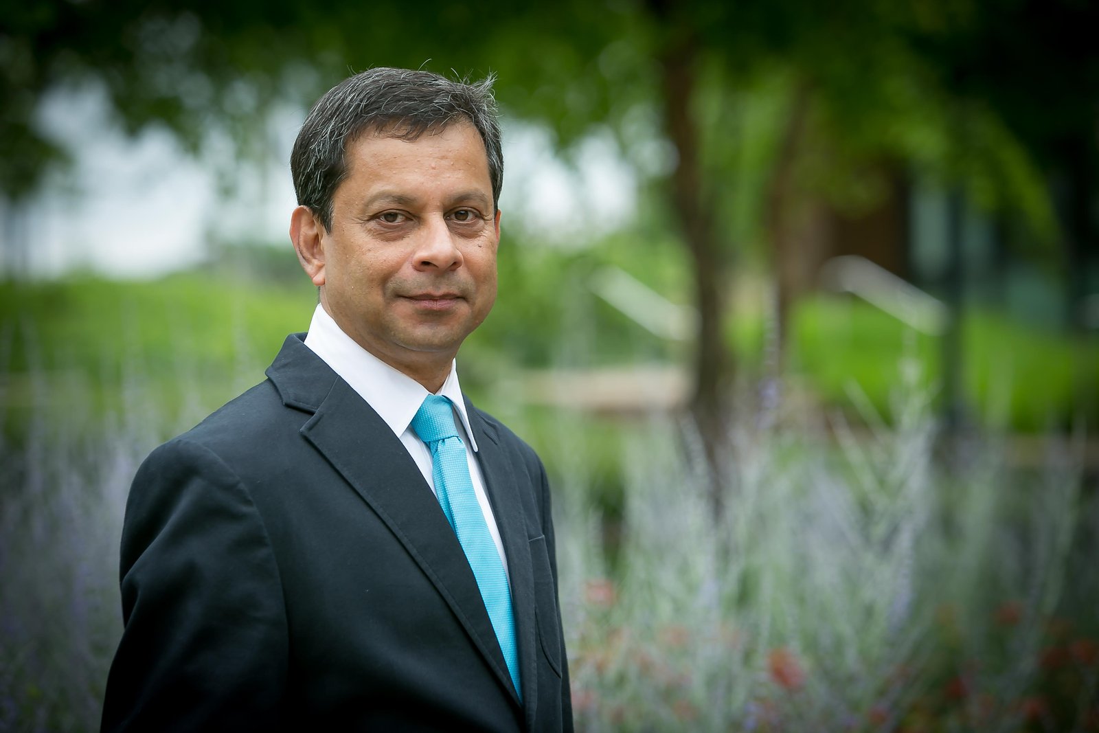 Professor portraits by BThomasHart Photography