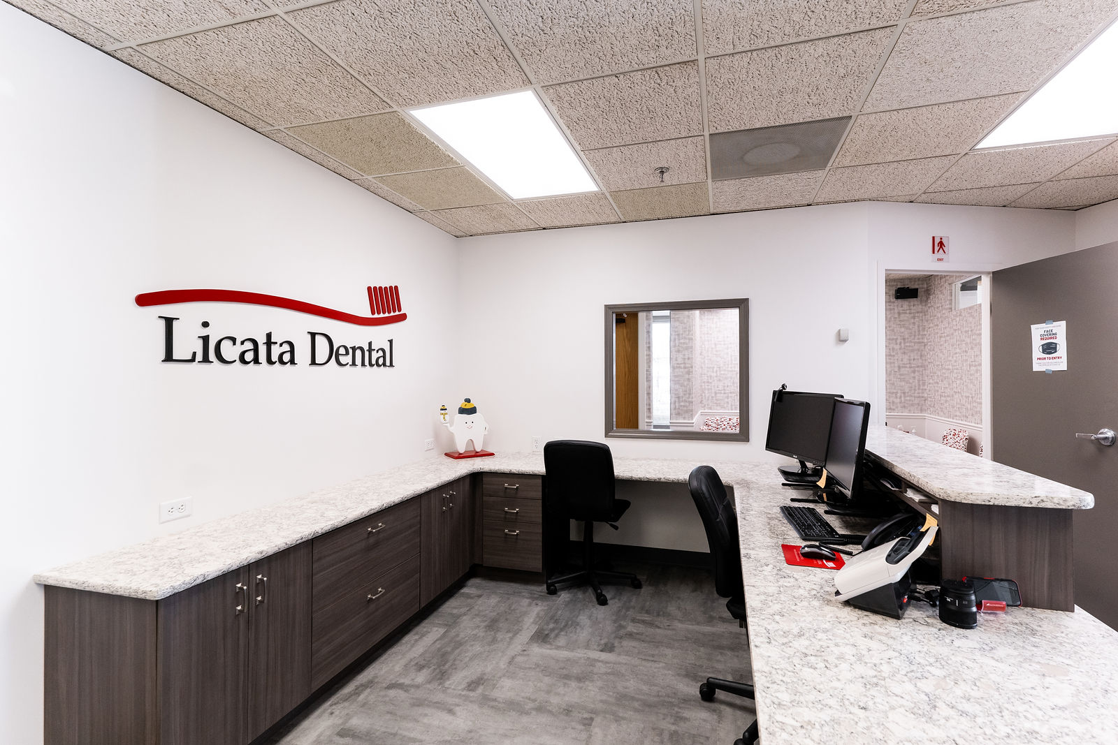 Dr Licata Office by DreamCrew Productions