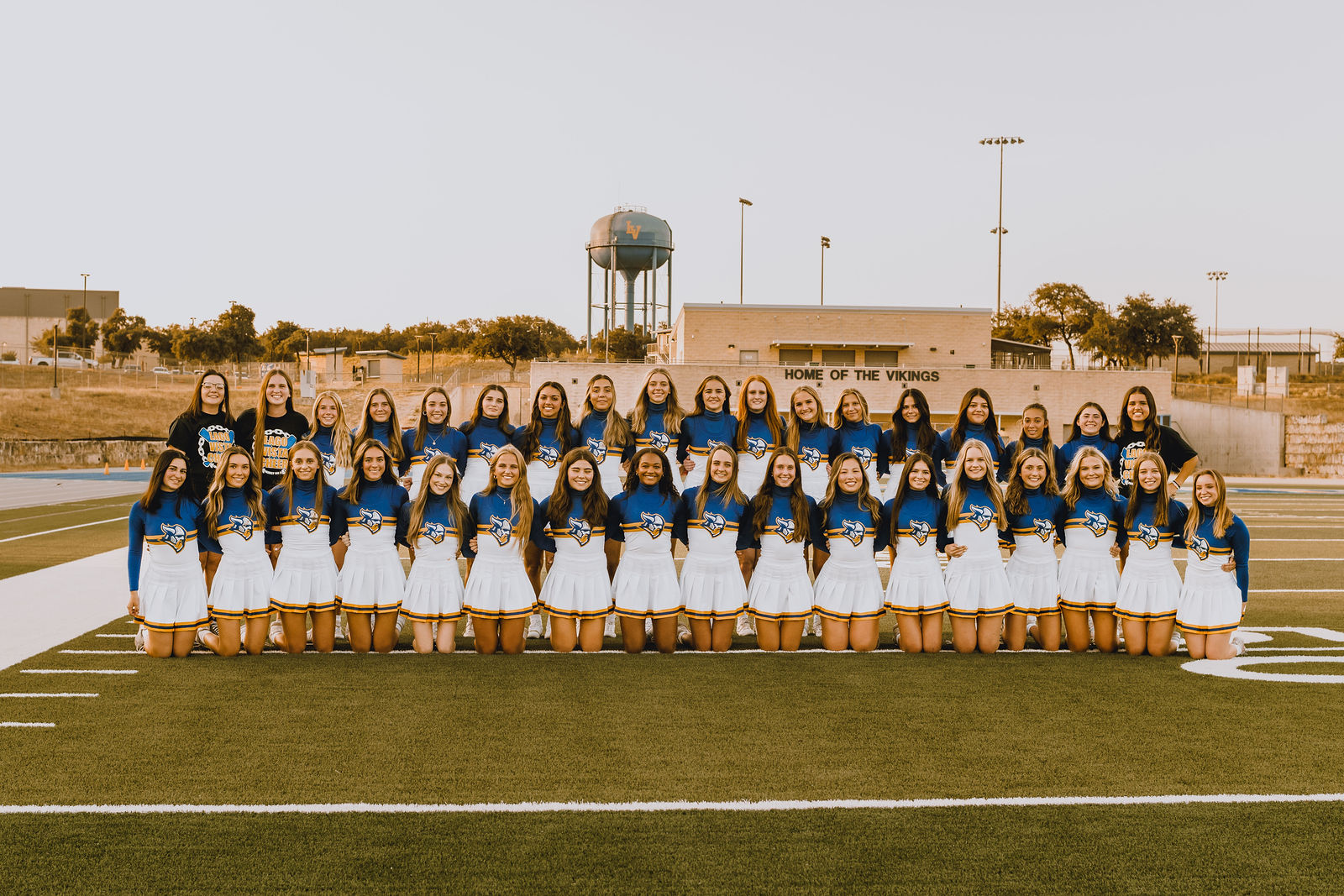2023 Cheer Banners & Team Portraits by Vannah Lee Photography