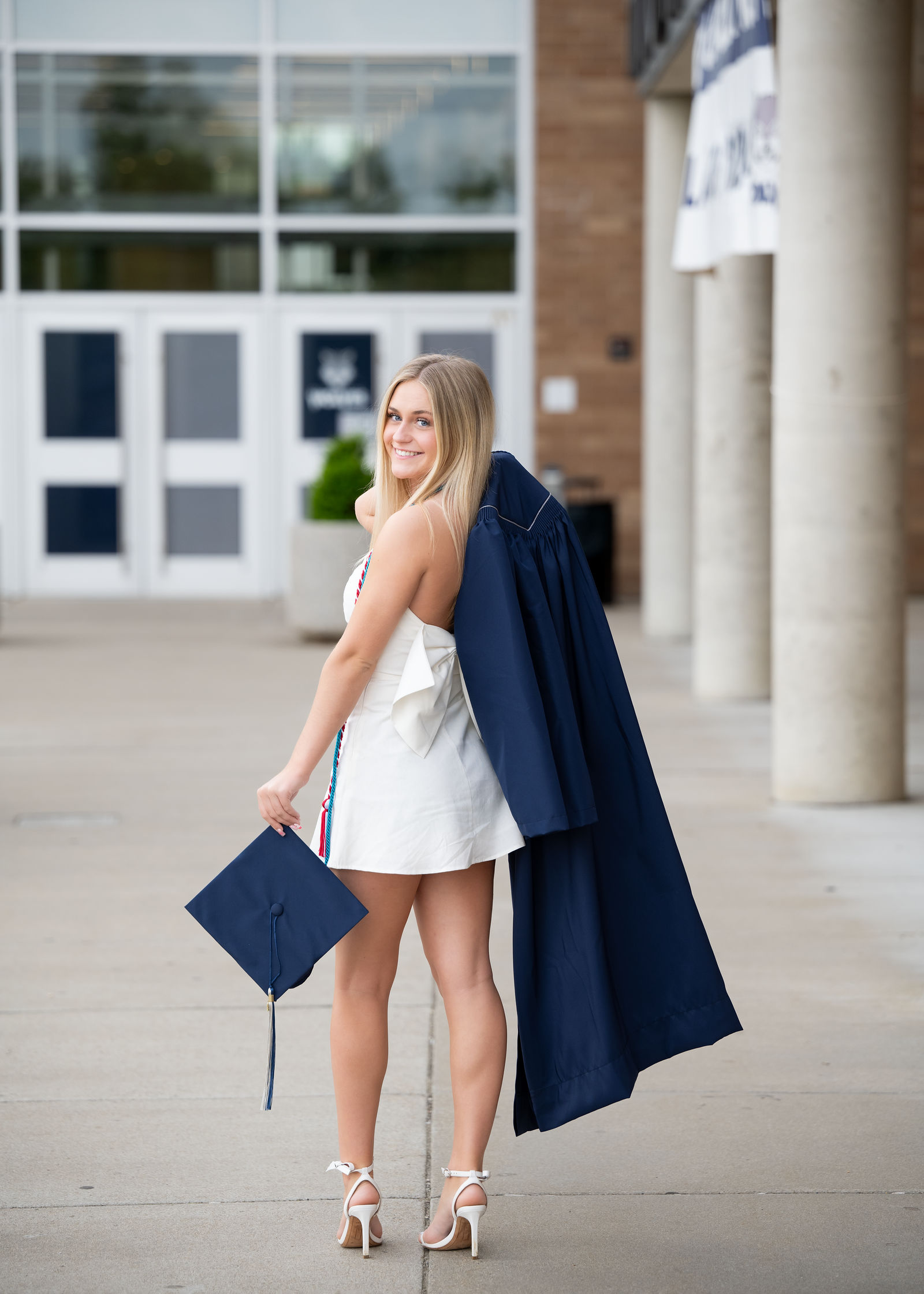 Emma Cap and Gown by T-Bird Photography | @t-bird photography