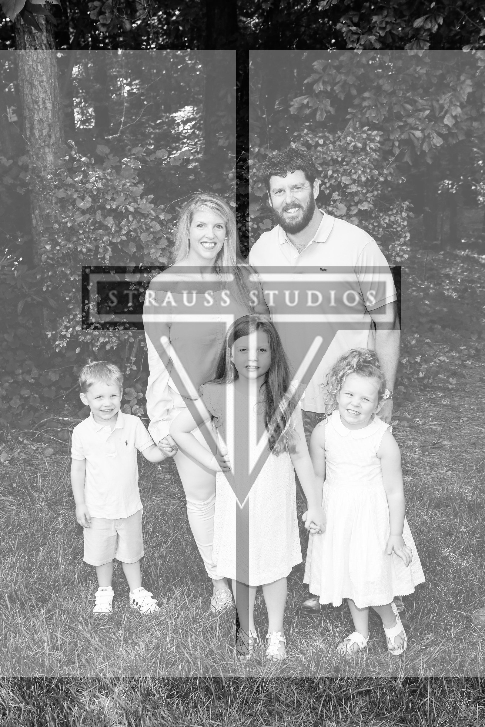 Funderburk Family by Strauss Studios