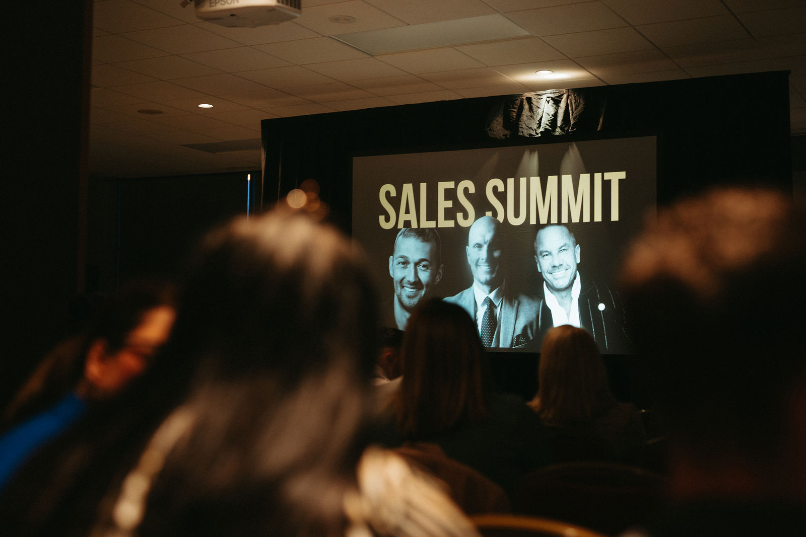 Sales Summit by ROAM