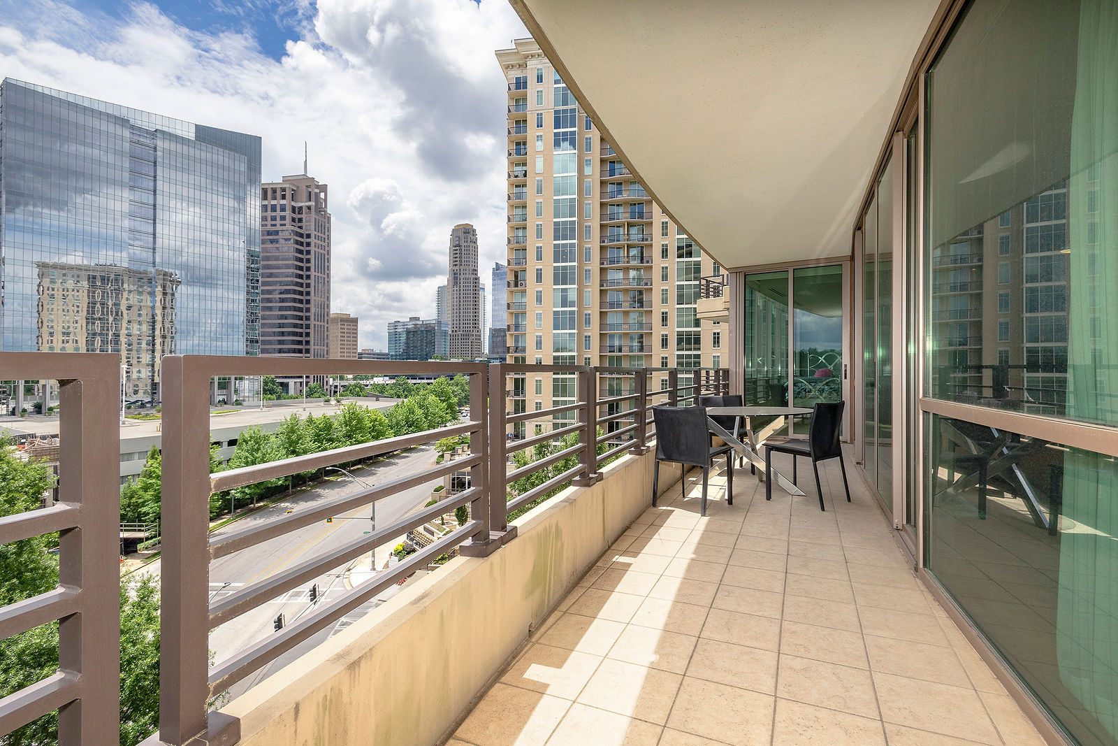 700 Park Regency Place NE, Atlanta GA by Curb Appeal Photography