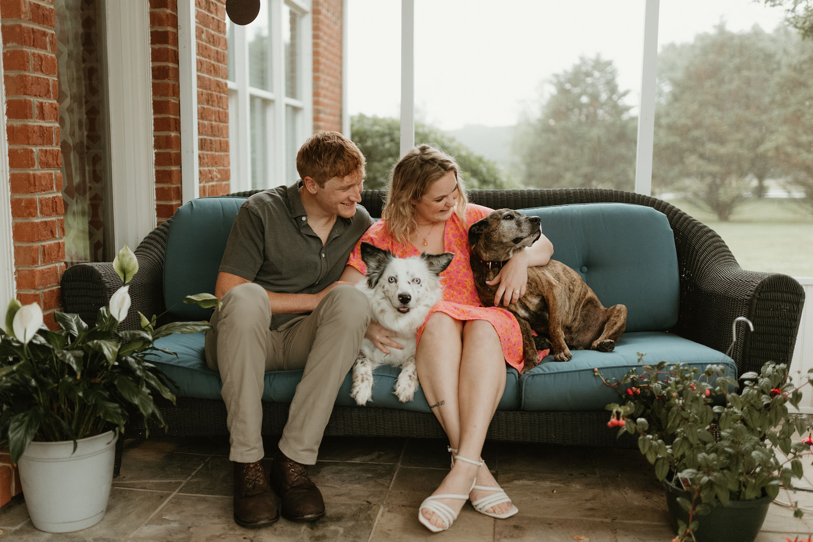 | Isabella + Hunter | by HoneyBee Portraits