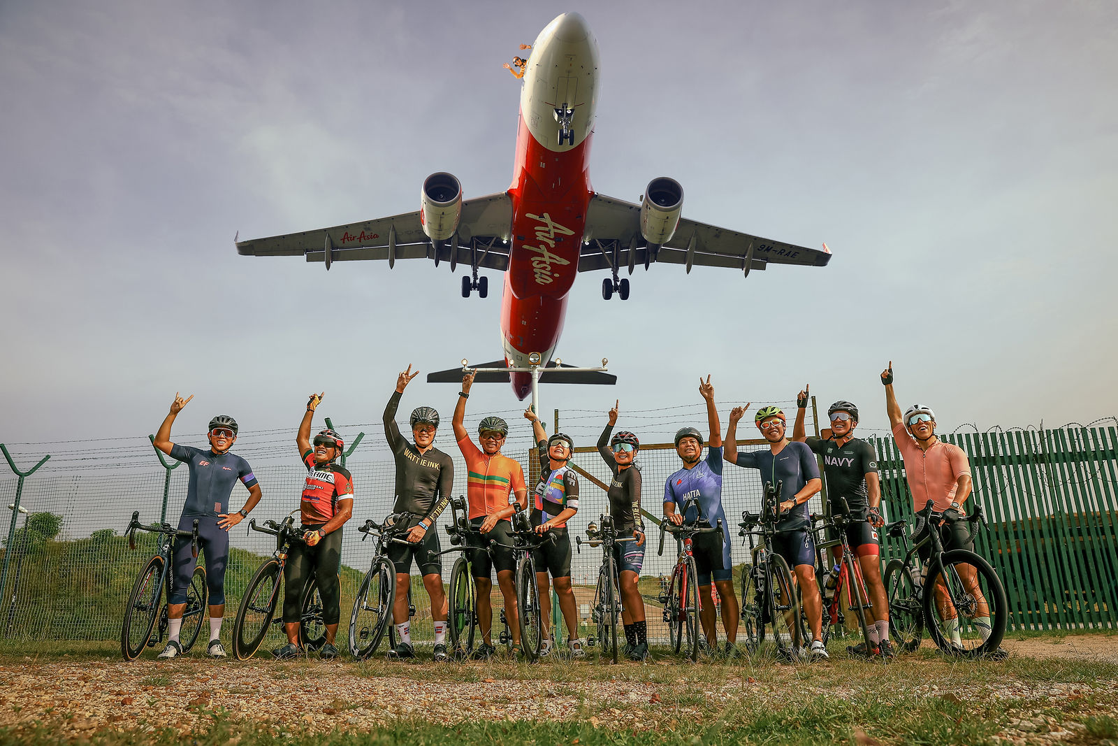 ANJUNG SPOTTER KLIA by Nizam's View