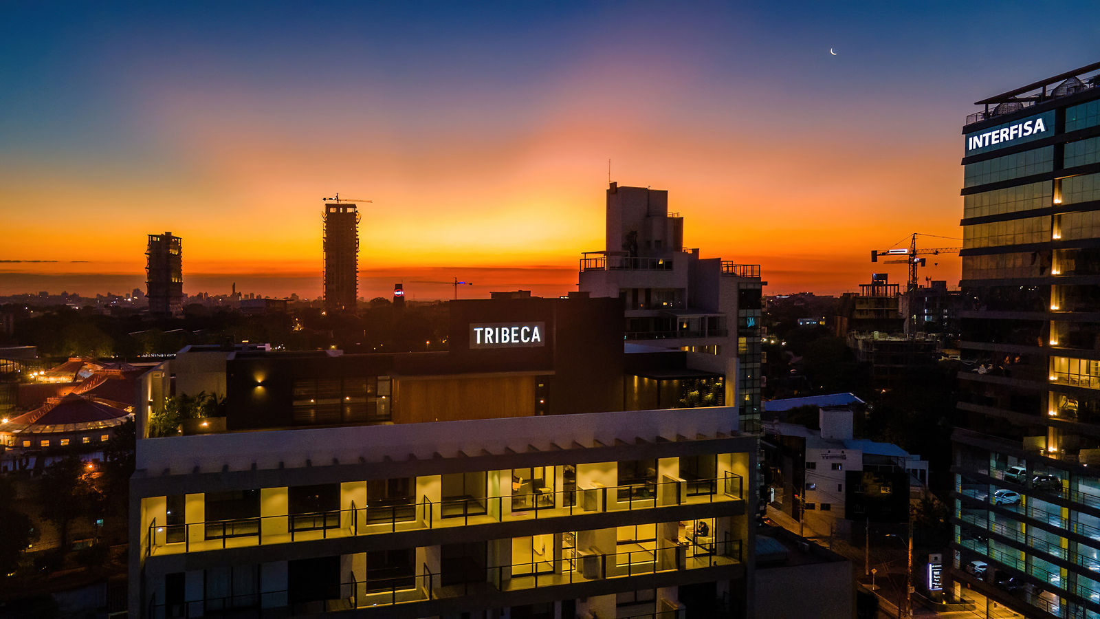 edificio Tribeca del Sol de Paneo360