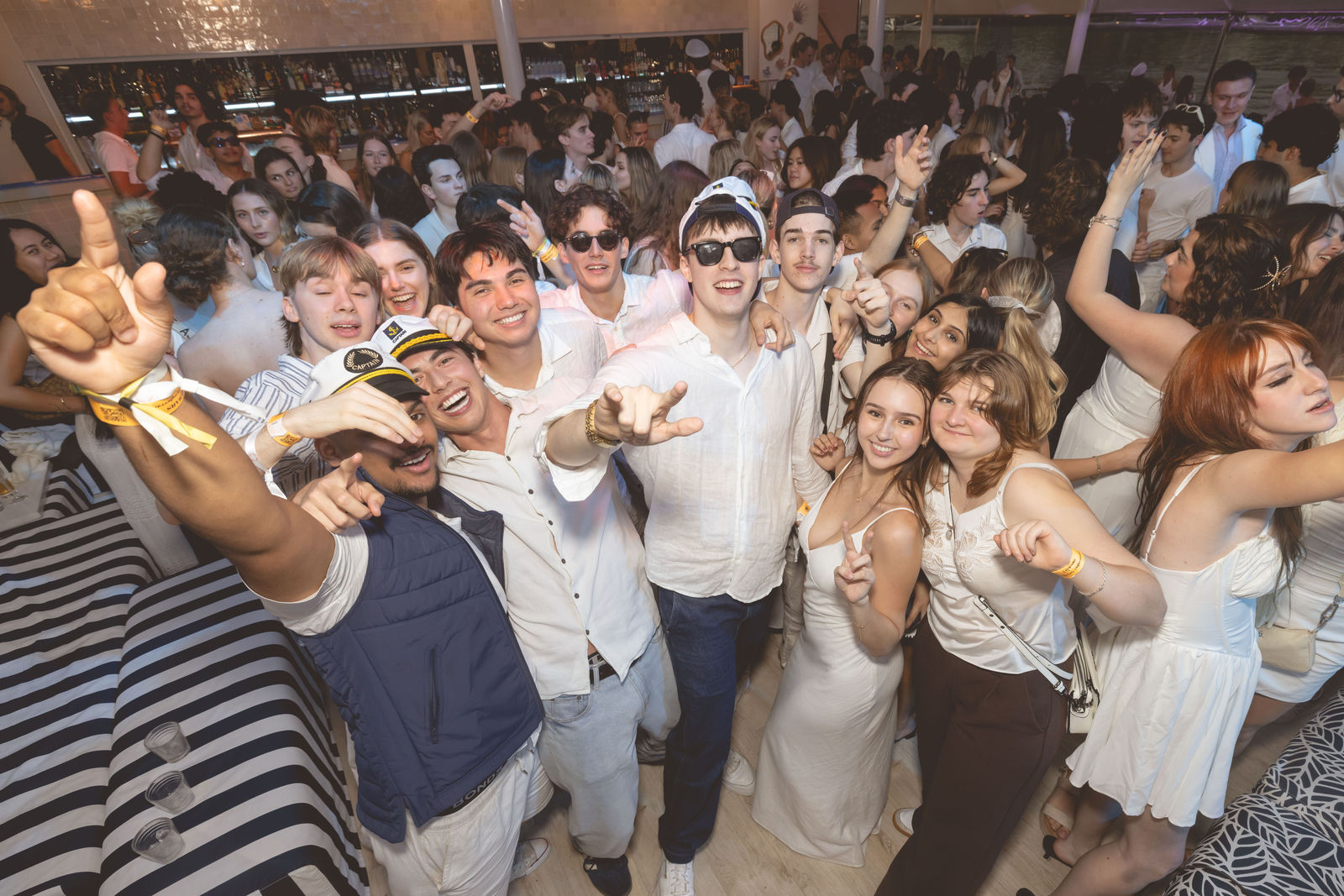 BARS x BEL Boat Party by Shaun Moon Photography