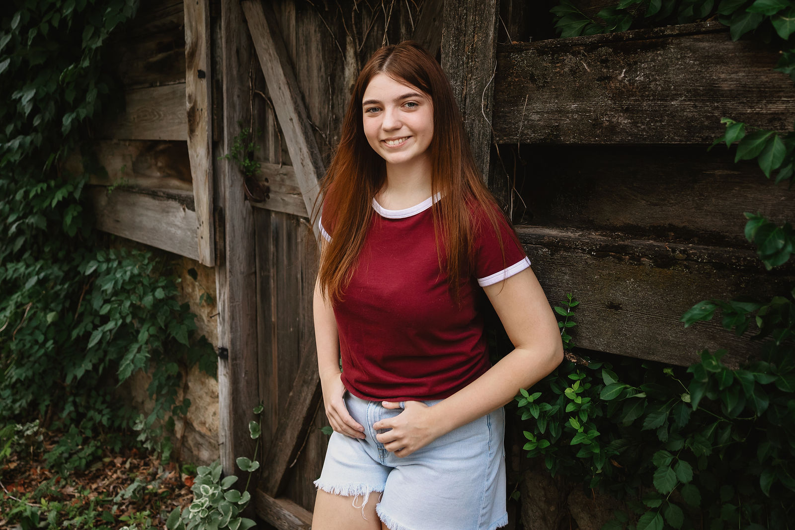 Jenna Bates-2025 Senior by Kristy Hughes Photography