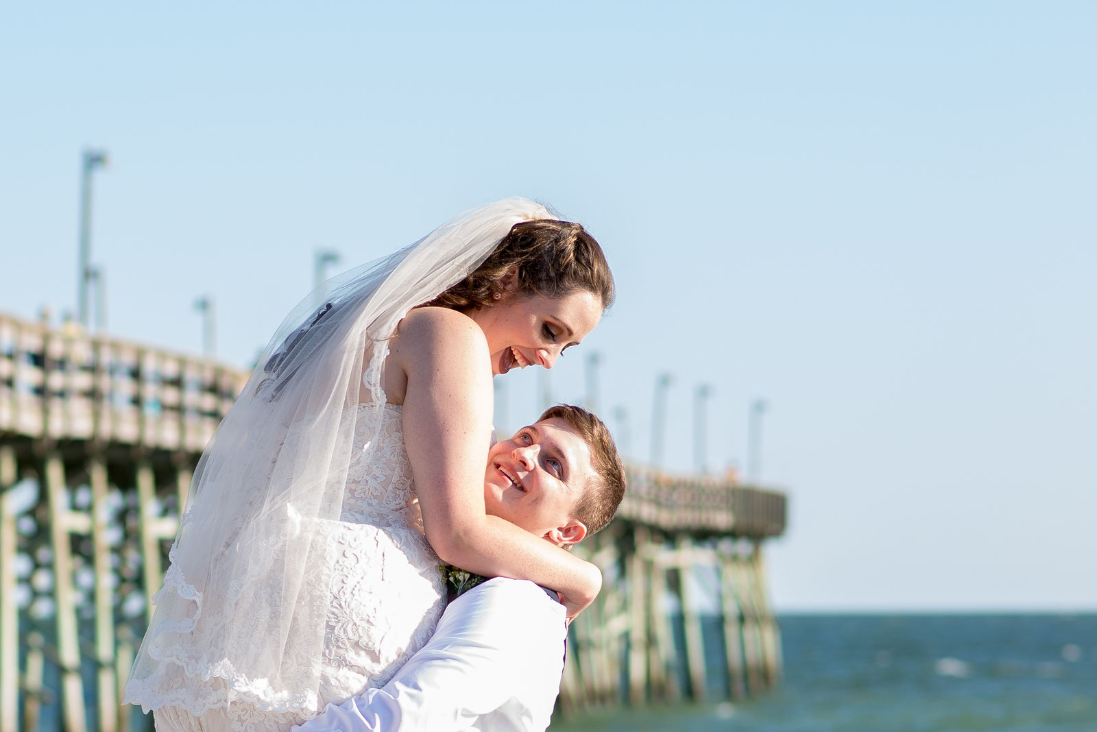 Carrie & Seth by Photographers at the Beach