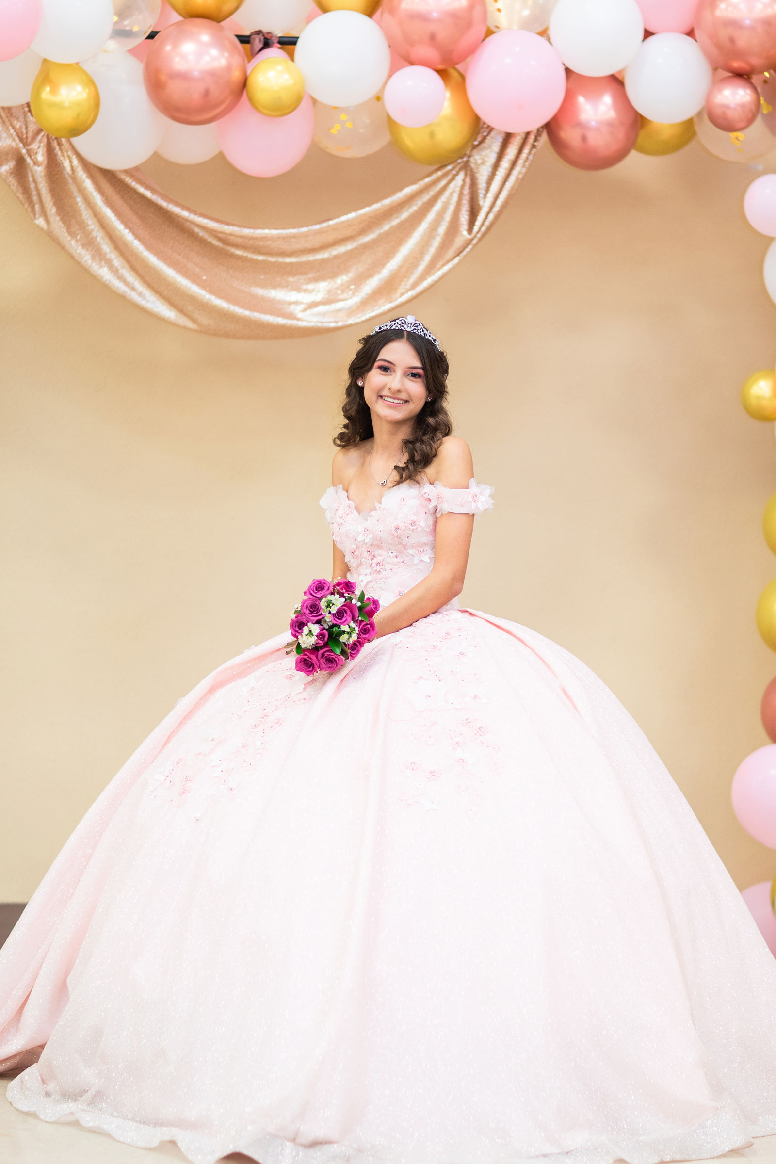 Maya Sosa Quinceañera by Lucero Salinas Photography
