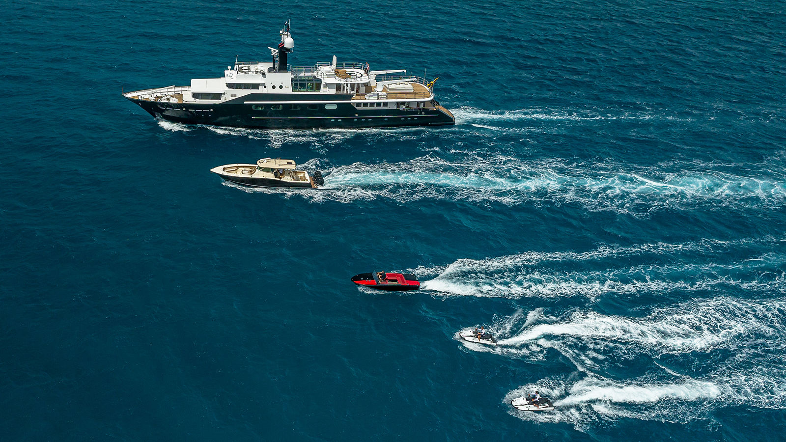 164' Feadship "Highlander" by Yachting Image
