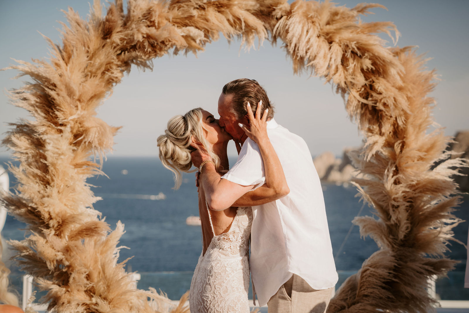 Karol & Paul - Corazon Cabo San Lucas, Baja Sur by Frank Tesisteco