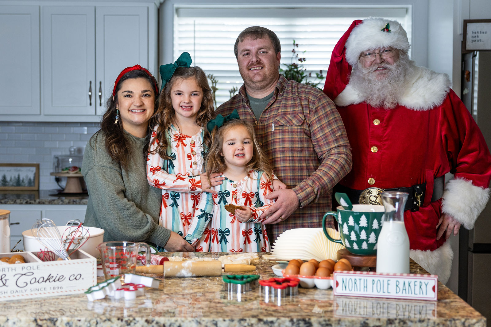 {Little} : Cooking with Santa 2025 by Kim Stewart Photography