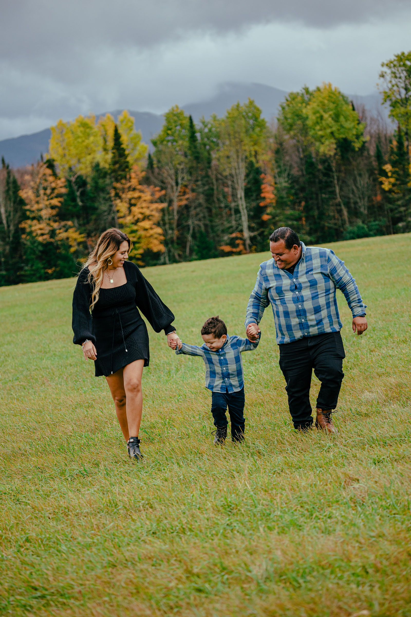 The Gallegos' Fall Family Photography in Lake Placid, NY by Jordan ...