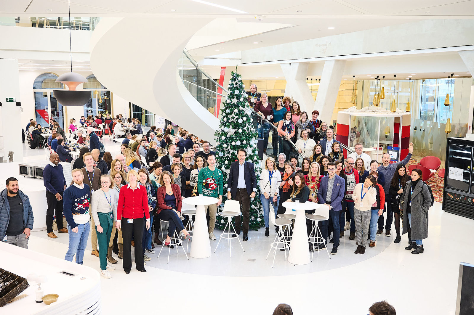 AXA - Hearts in action by Jonathan Vahsen