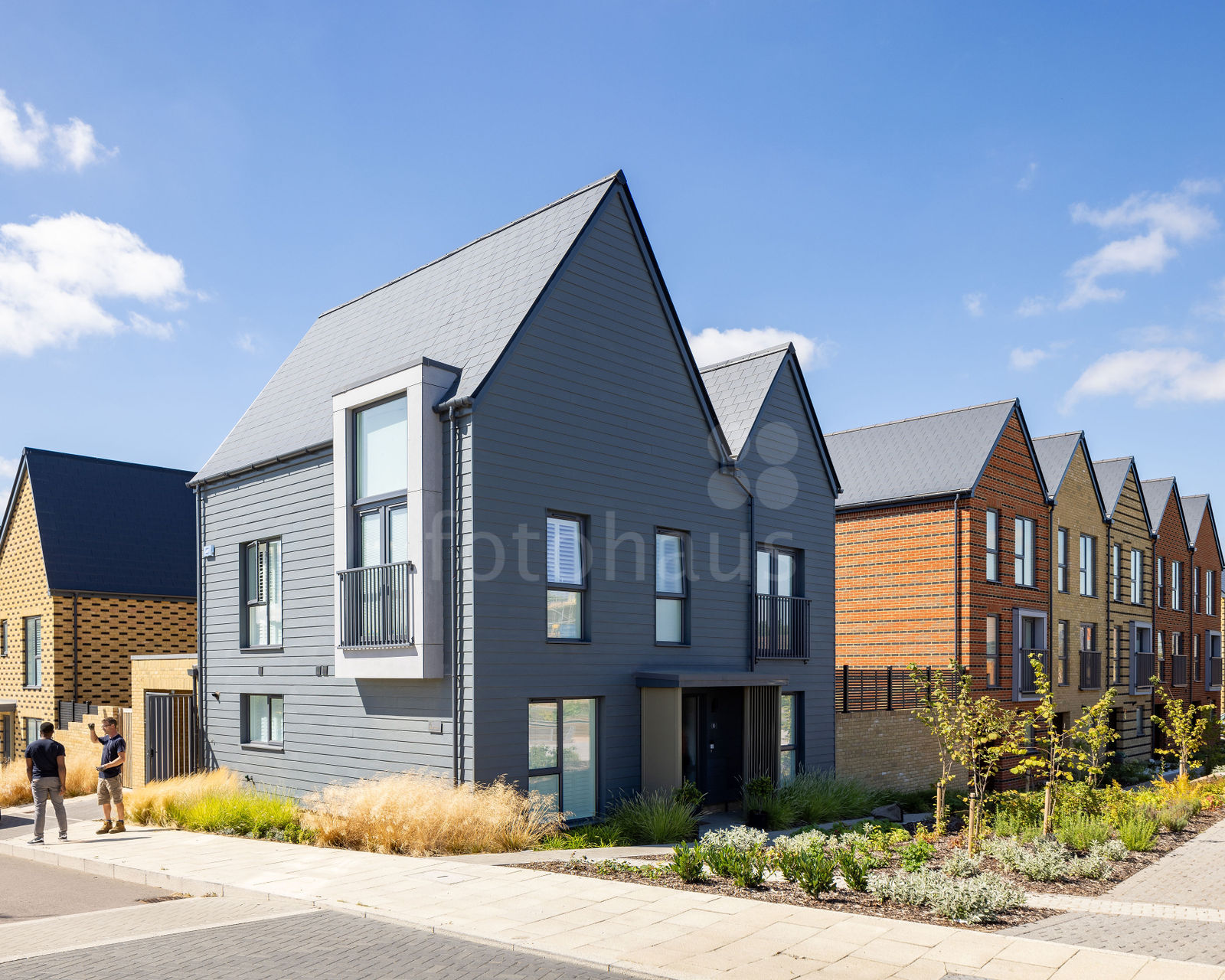 Alkerden Gateway, Swanscombe - BPTW Architects by Fotohaus