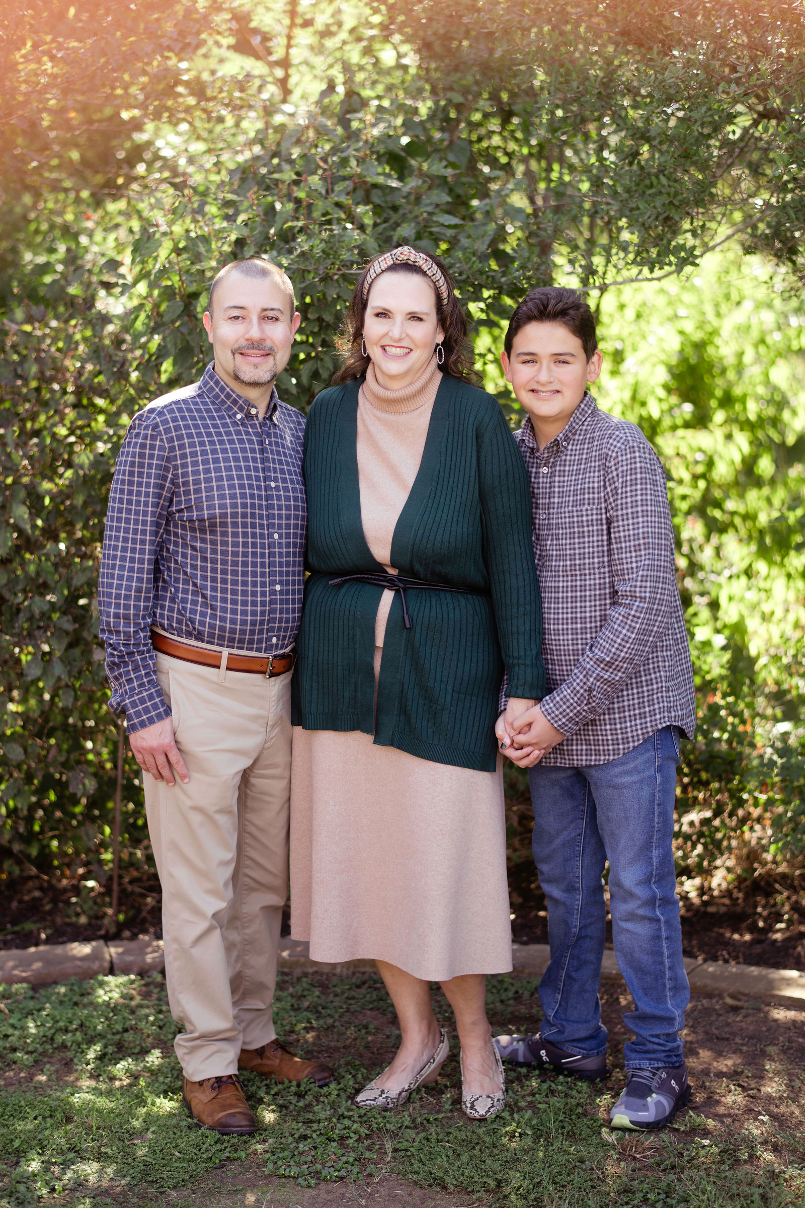 Delagarza Family - 2024 Fall Mini Session - Butterfly Garden - Austin ...