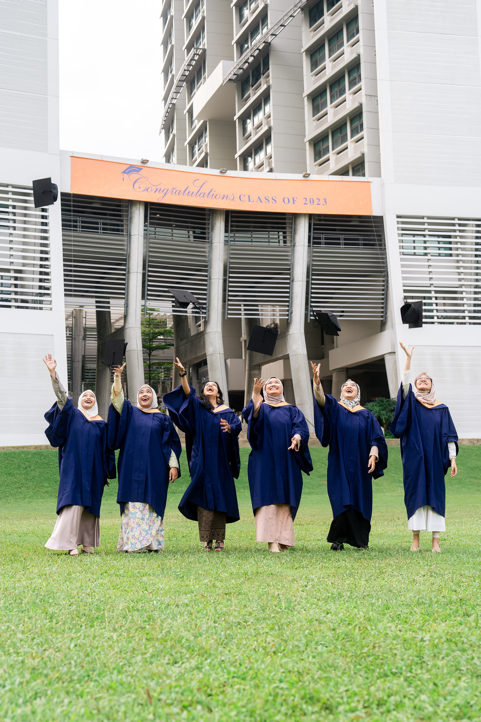 NUS GRADUATION! by Mi Ke Photography