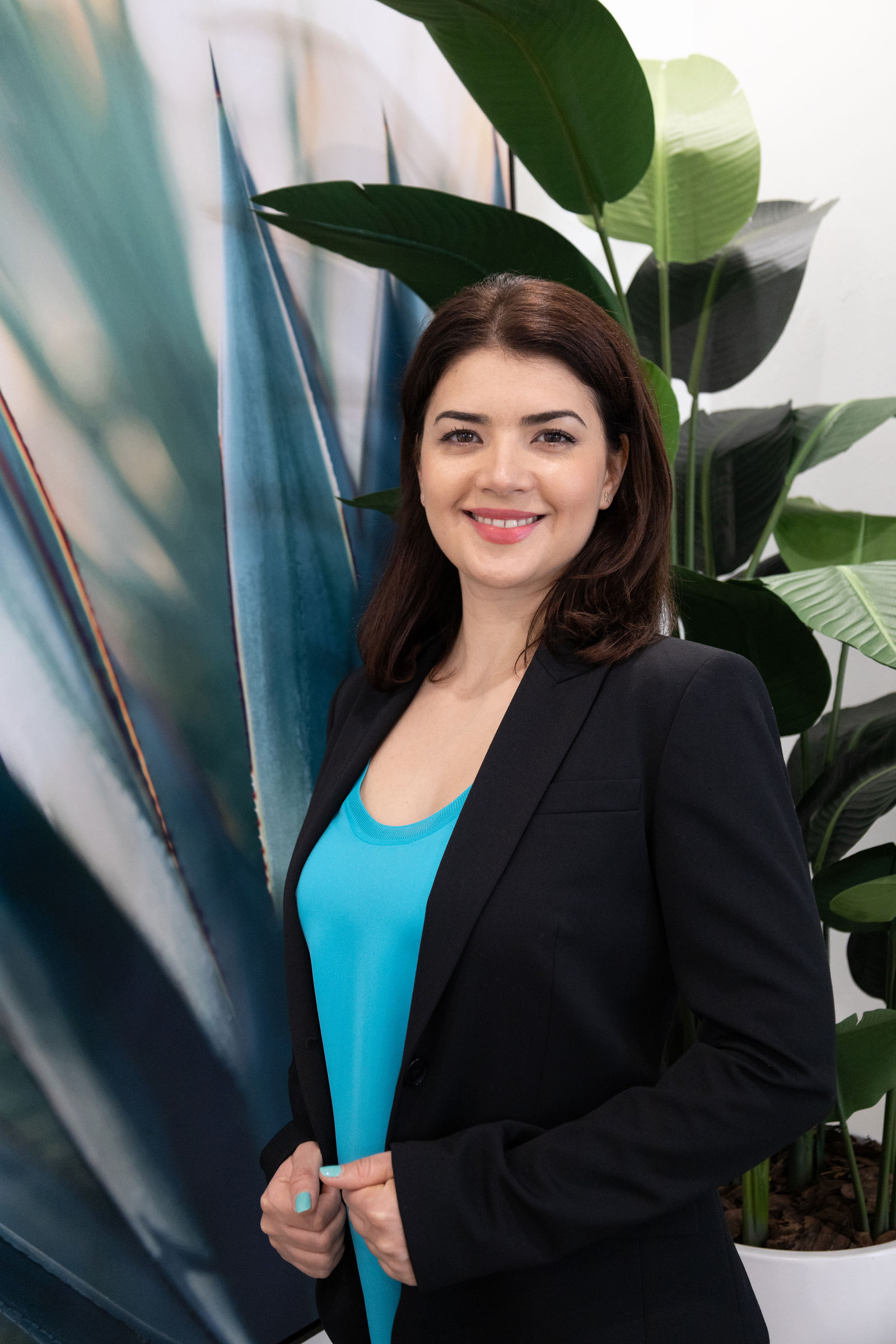 Raluca Pop by Cara's Royal Photography