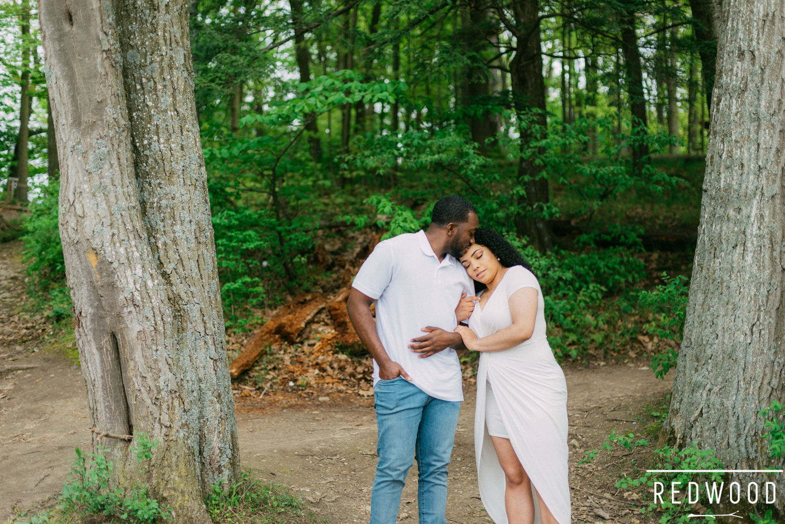 Jaiden & Janae ENG by Redwood Studio