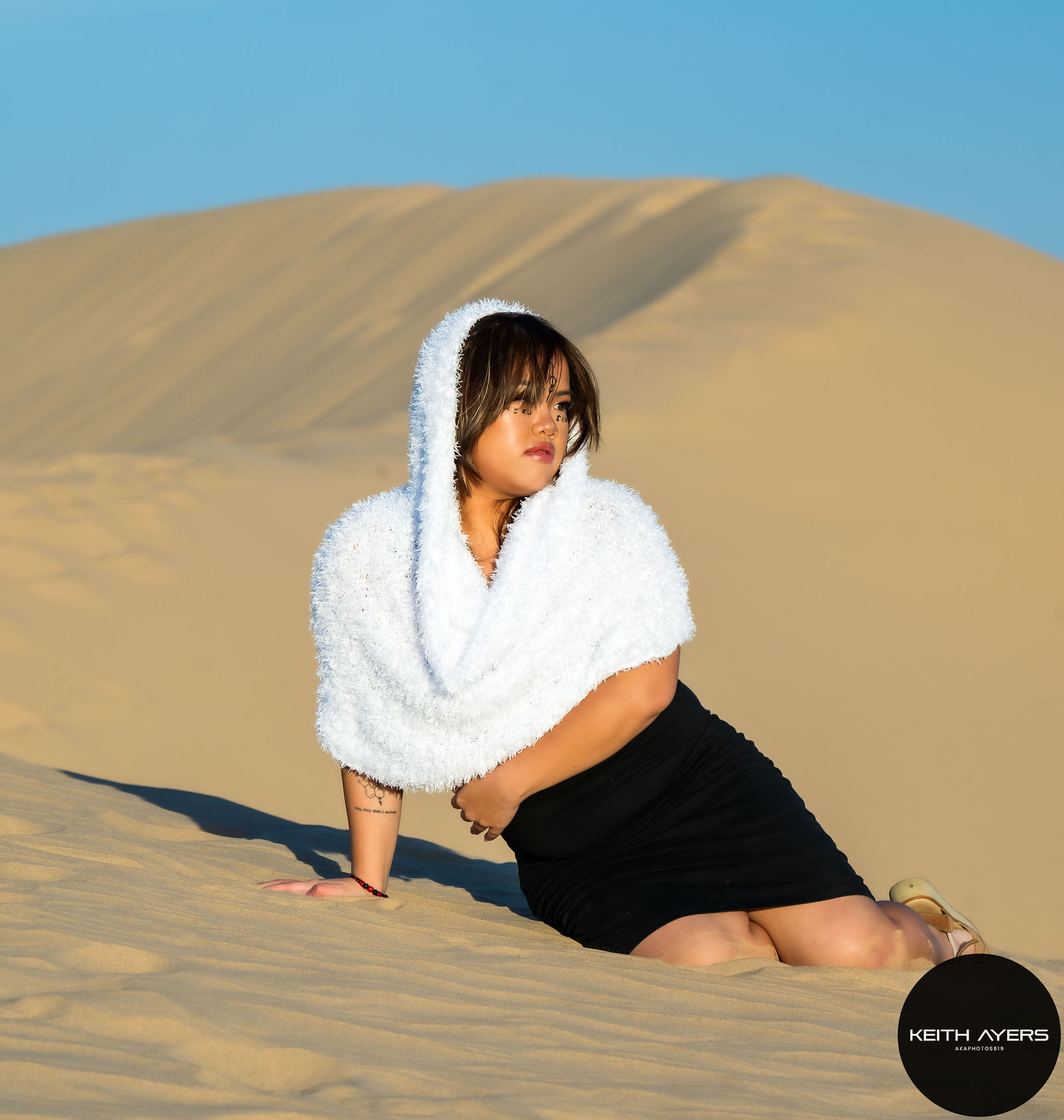 Dunes - Lisa by Keith Ayers Portraits