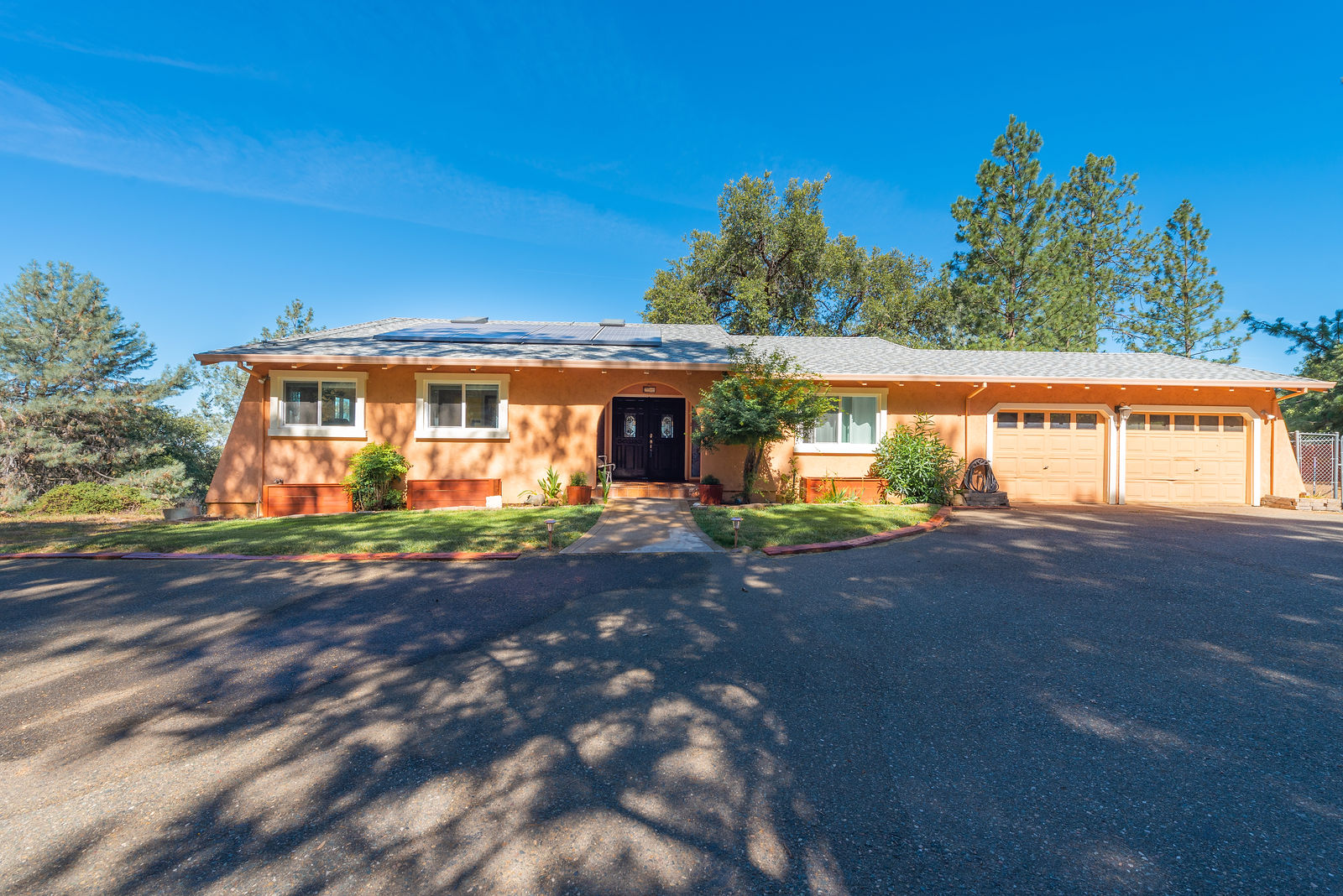 19640 Shake Ridge by Amador Photo