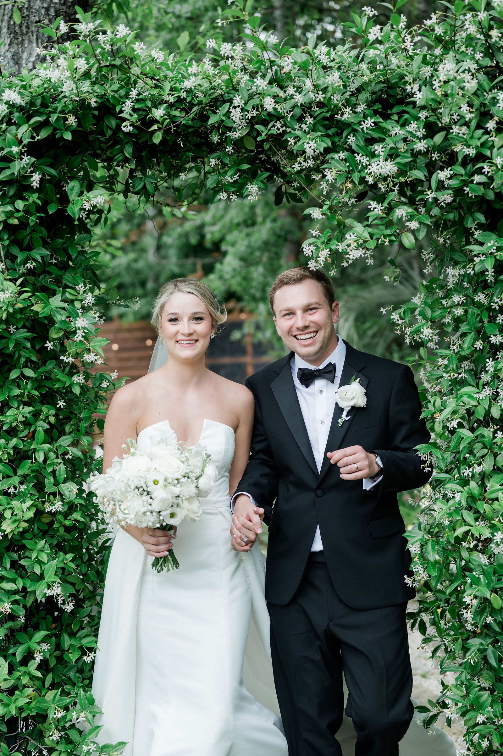 VENDORS | May 17th Luke & Reilly by Leigh Hayward Photography