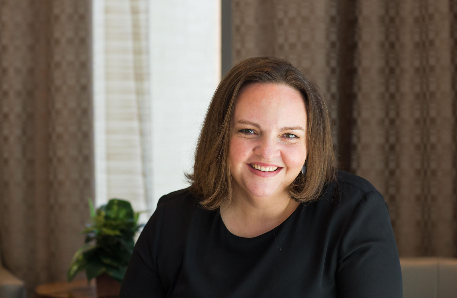 CHART - Ashley Helkenn by Abrahanny Photography