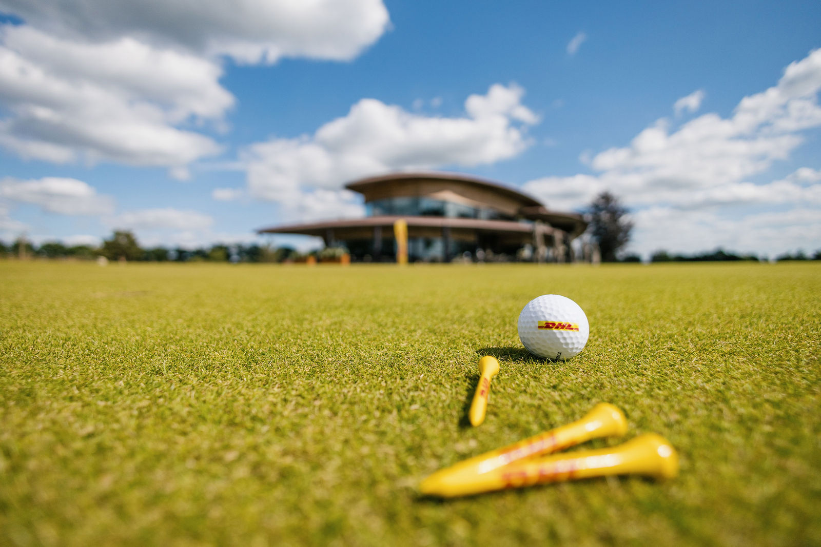 DHL Parcel Bernardus 2022 van Approach Golf