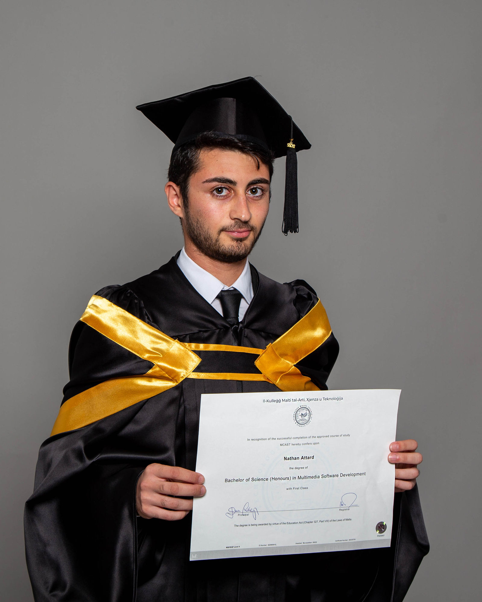 Nathan Attard Graduation by Snapart Photography