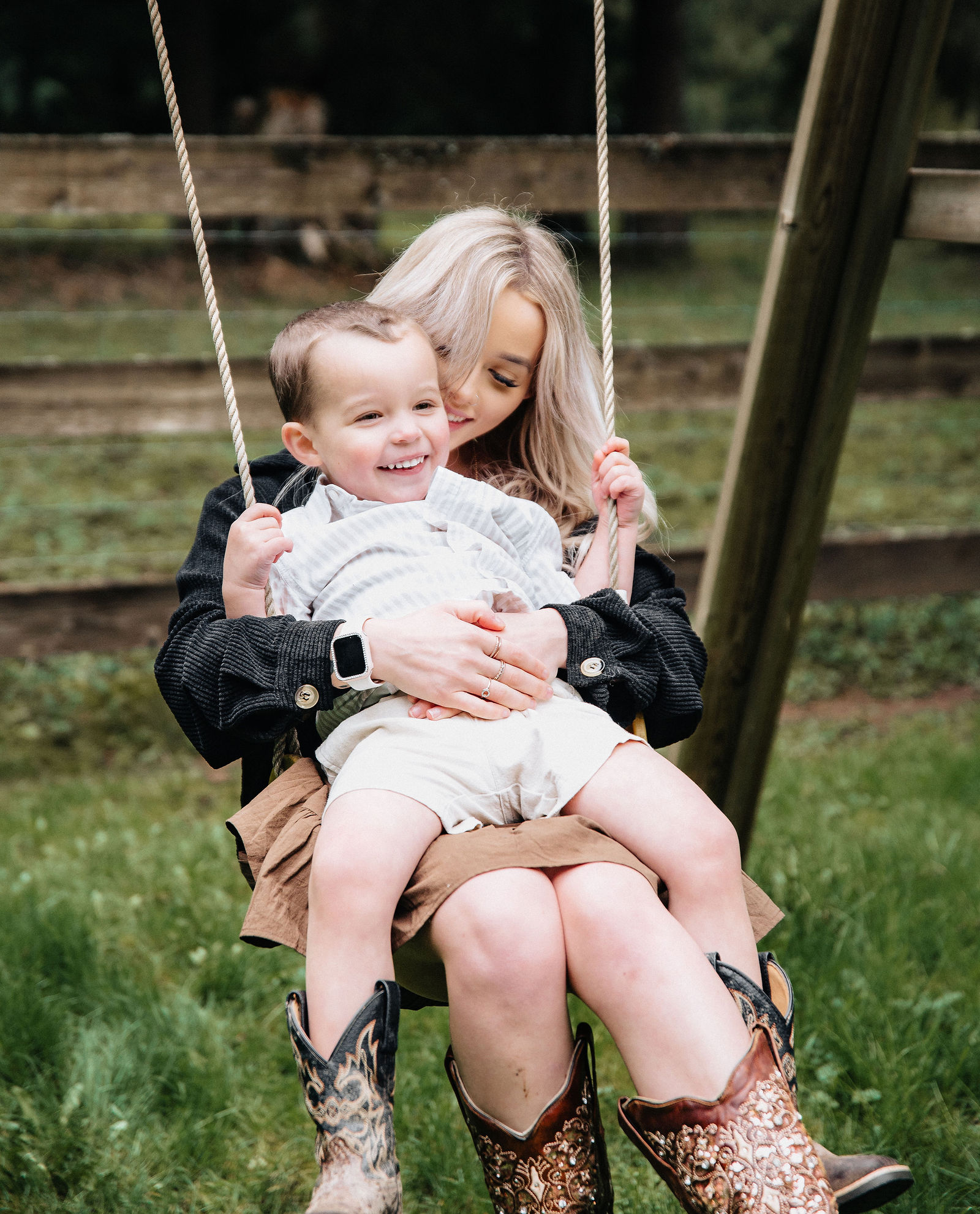 Taylor & Braxton by Ashlie Ballou Photography