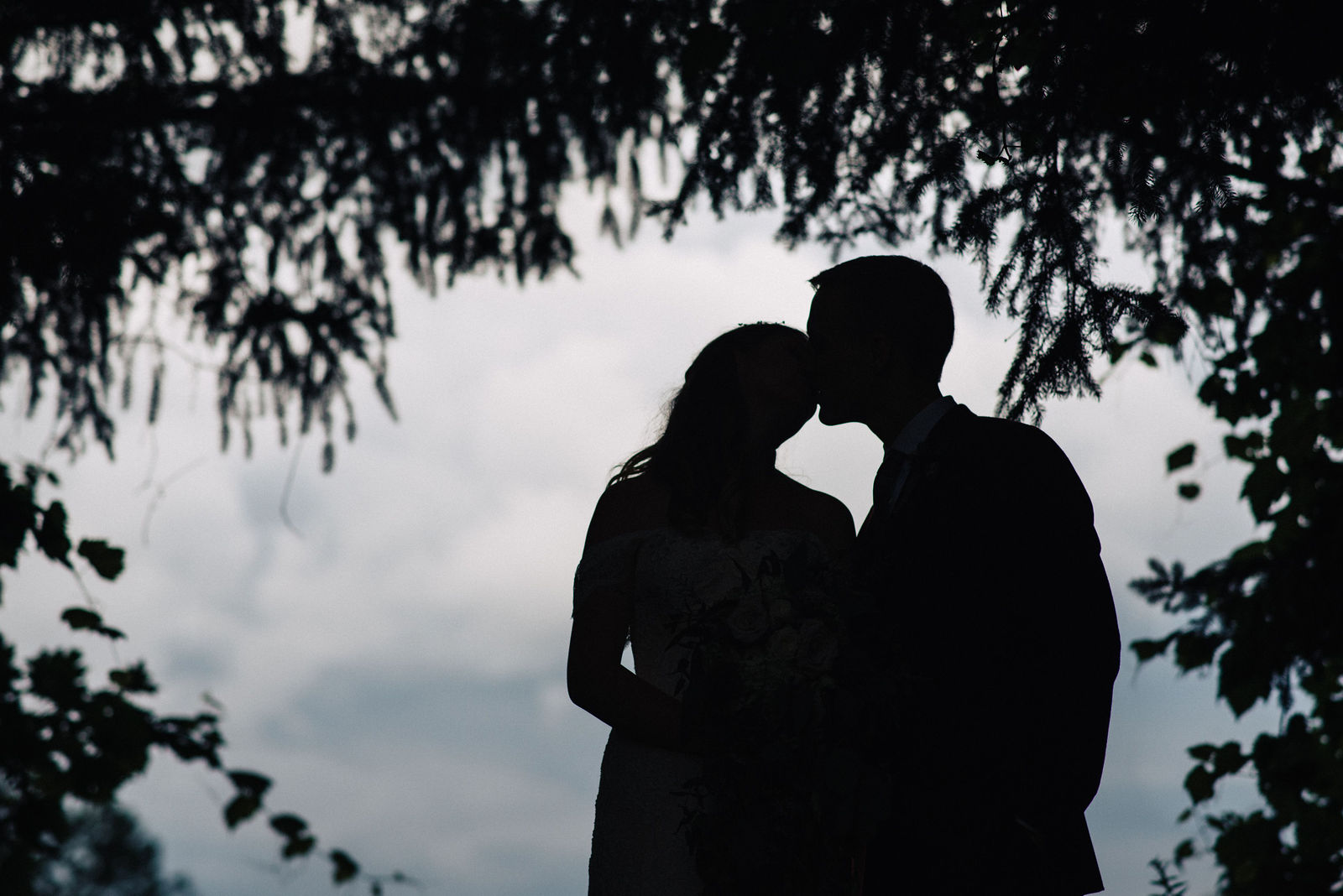 KATY & JESSE SNEAK PEEKS by Redwood Studio