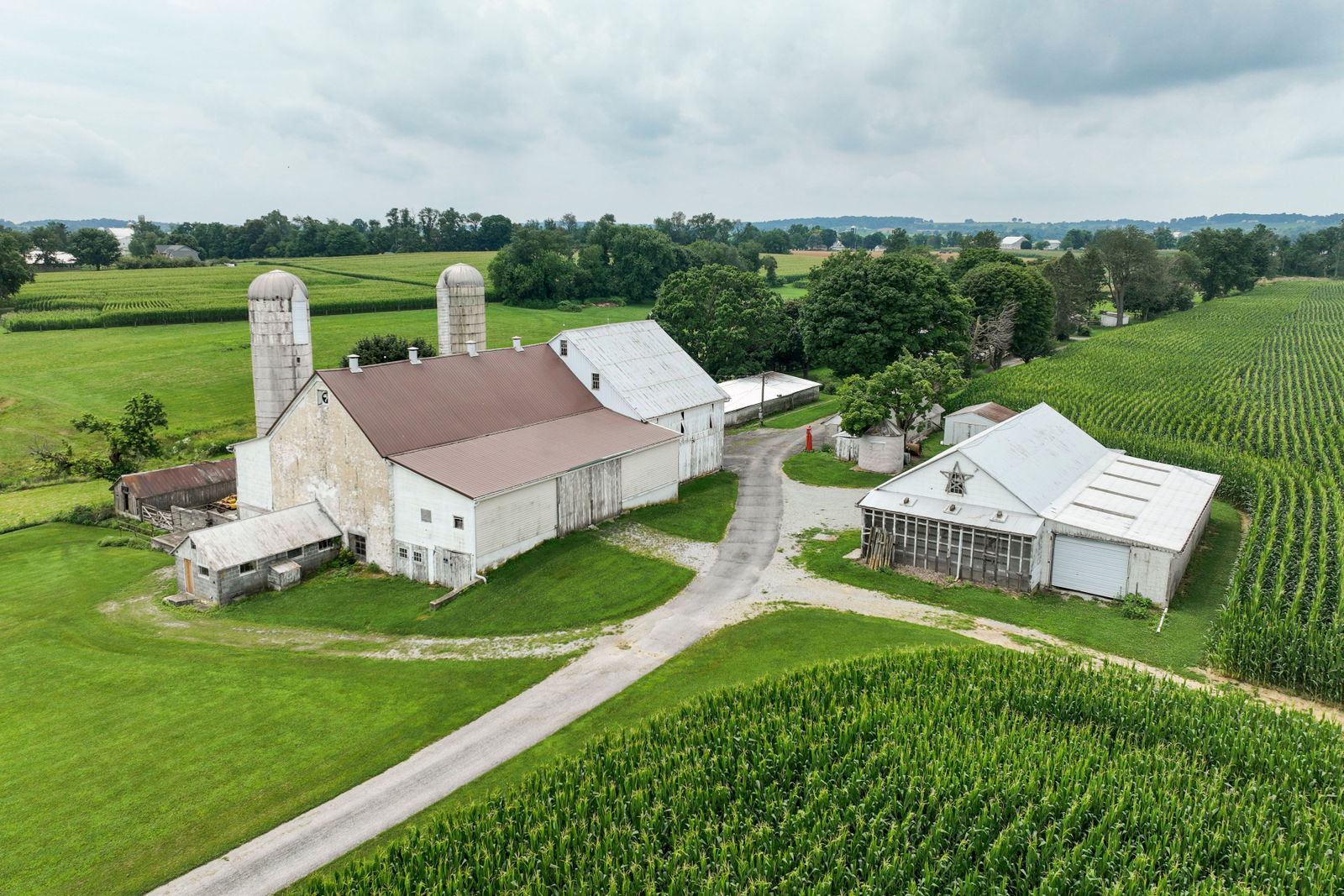 2067 Mine Rd, Paradise by Kline, Kreider & Good Auctioneers