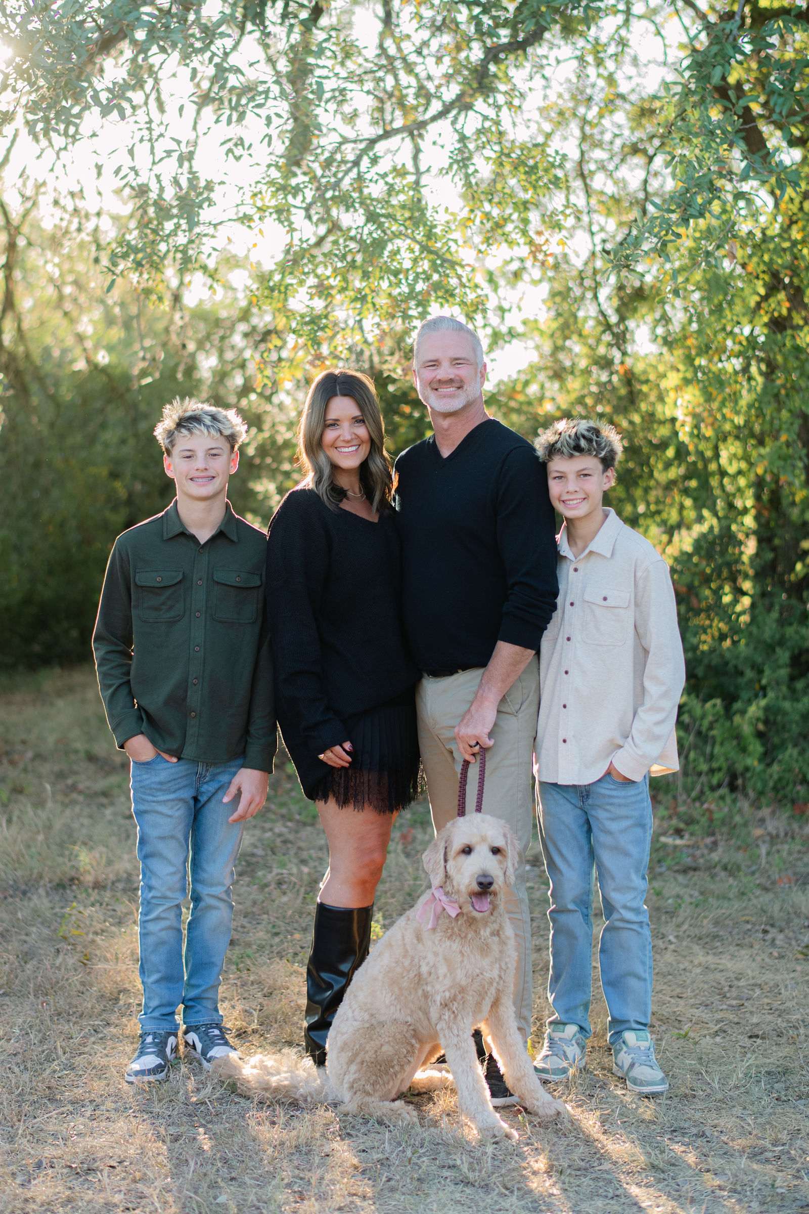 Frost Family - 2025 Fall Mini Session - Circle C - Austin, Texas by ...