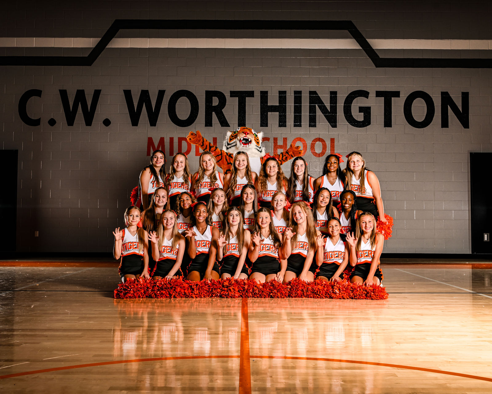 2023-24 Worthington Middle School Cheer by Break Neck Photography
