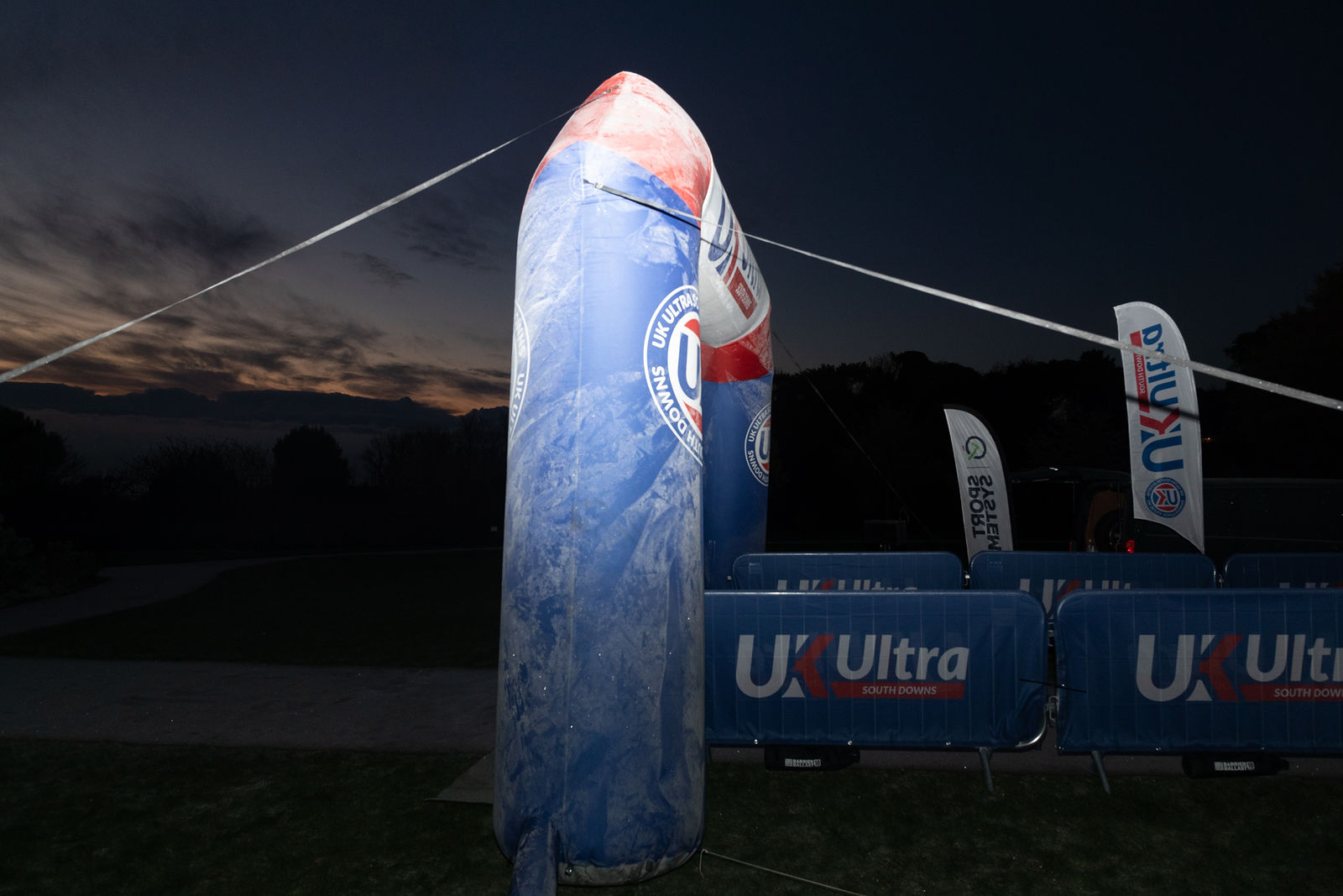 UK ULTRA 55 MILE - WINTER ON THE DOWNS by The Graphic Corner
